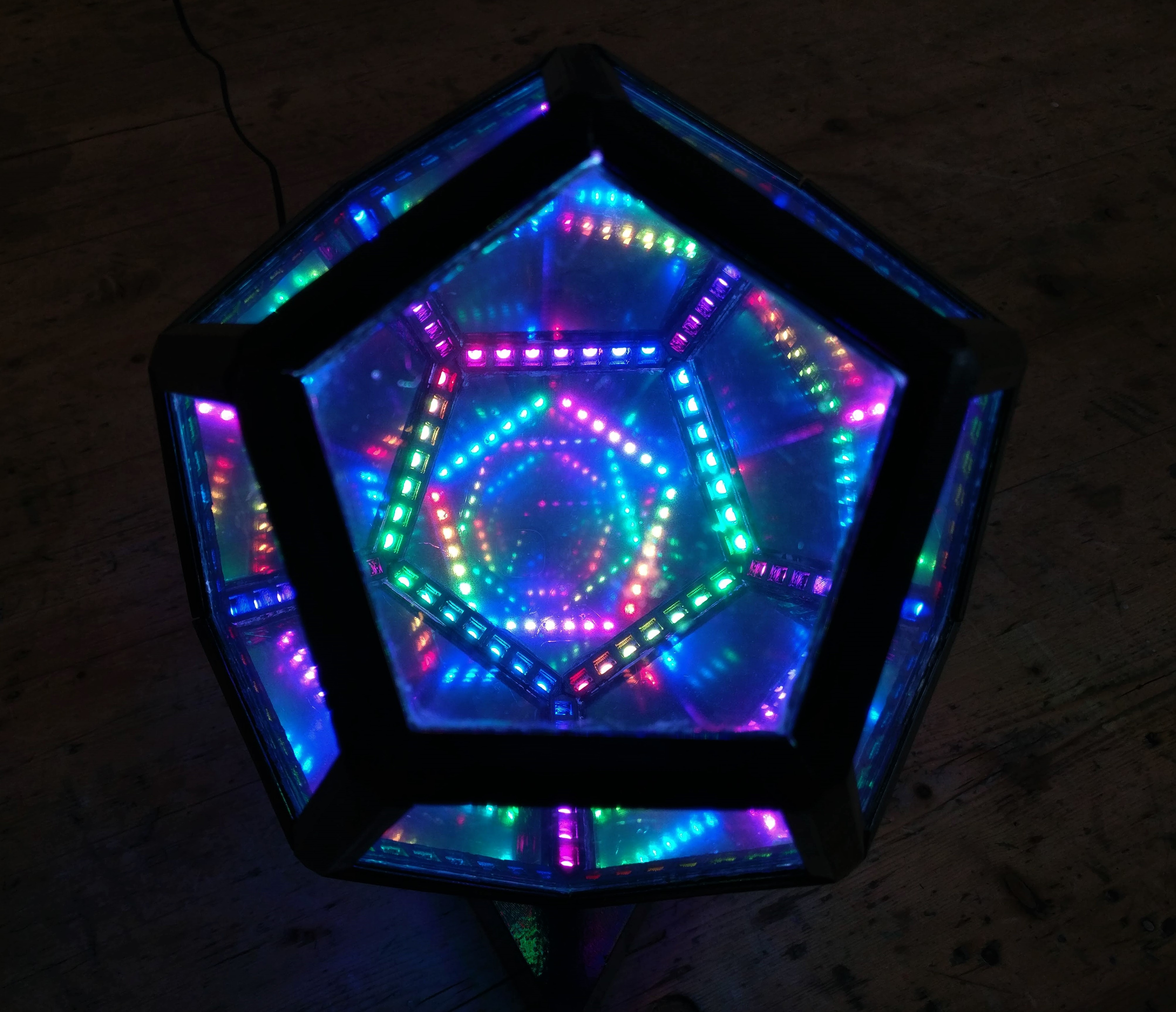 Desktop Sized Infinity Docecahedron by Albert Barber | Download free STL model | Printables.com