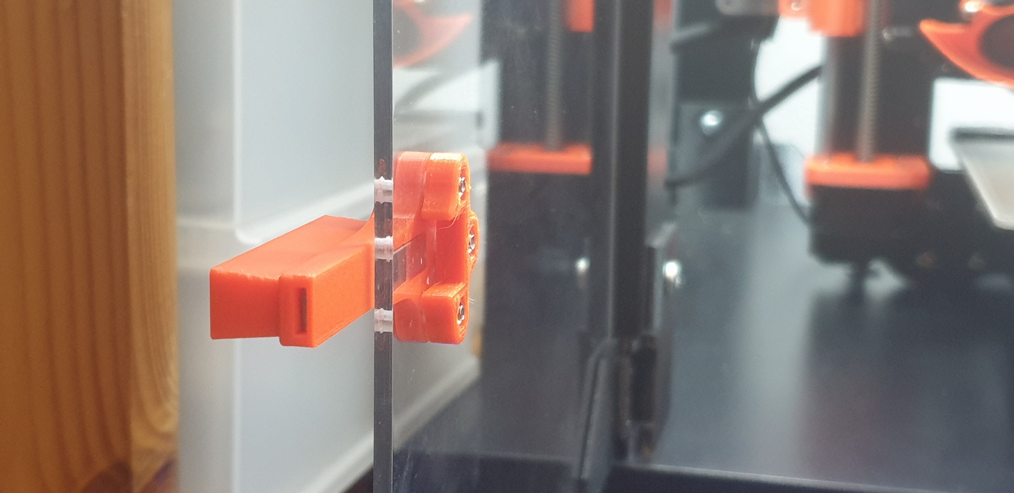 Magnetic door handle for lack enclosure v2 by Tilan2000 | Download free ...