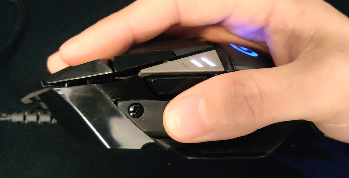 G502 larger aim button by CromFr | Download free STL model | Printables.com