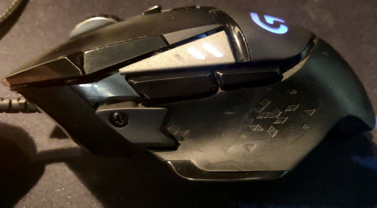 G502 larger aim button by CromFr | Download free STL model | Printables.com