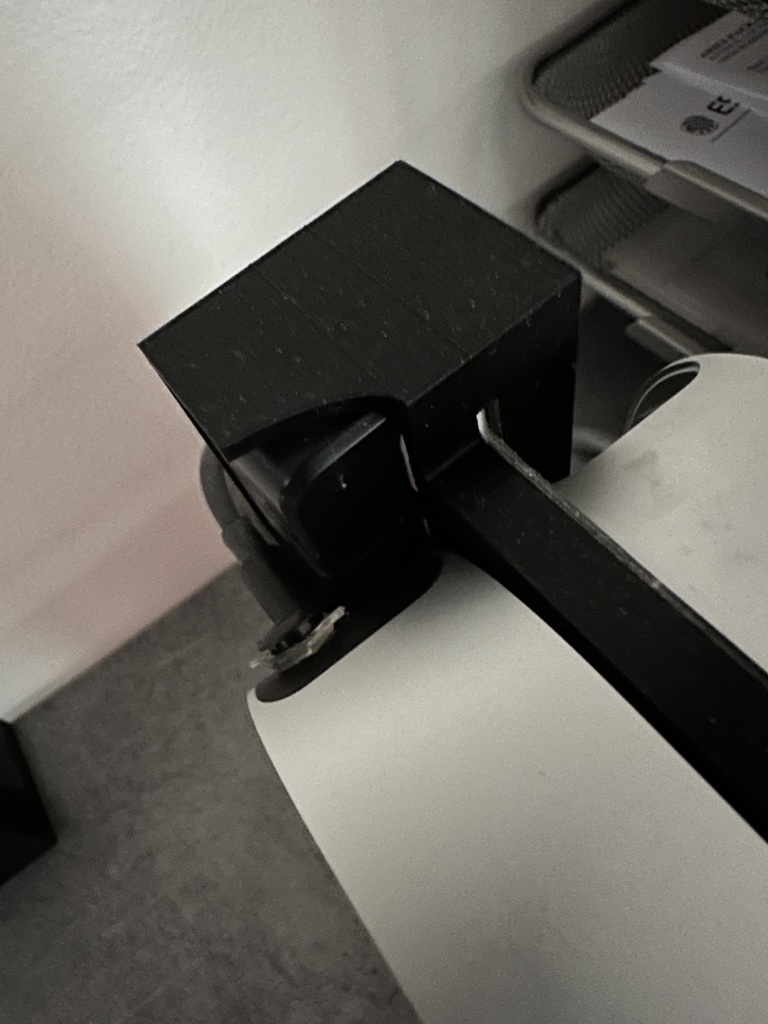 SwitchBot holder to put on a Mac Mini by Cyril | Download free STL ...