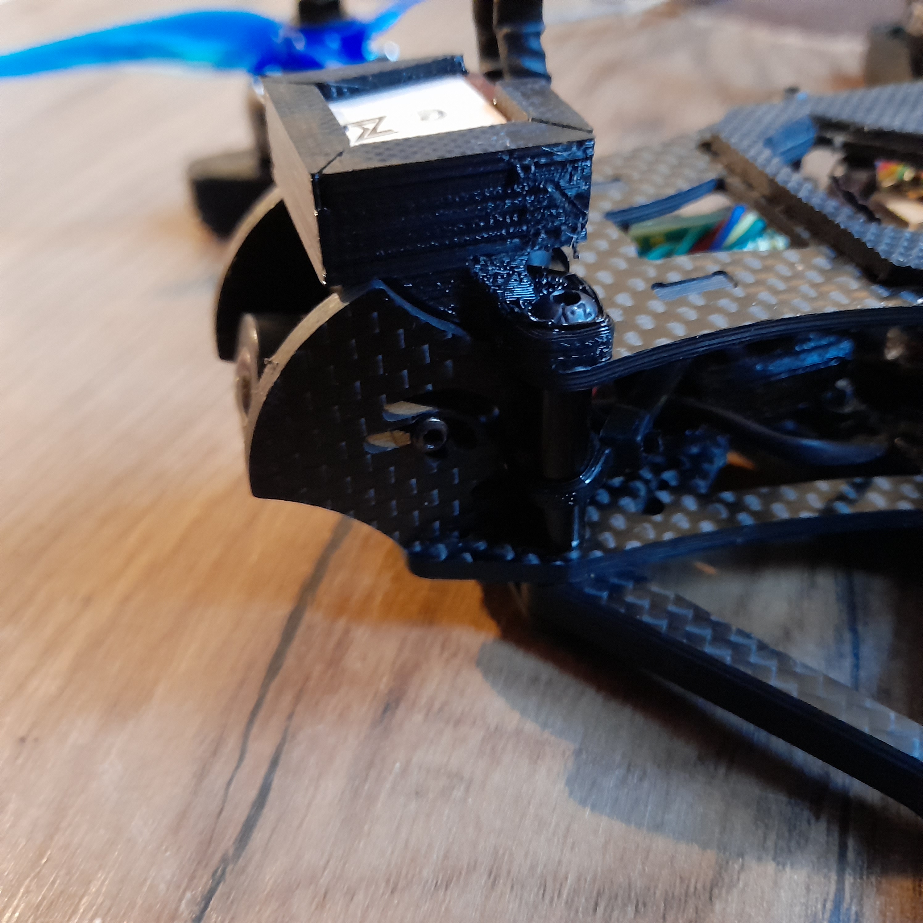 aos5 v2 walksnail gps mount by dg fpv | Download free STL model ...