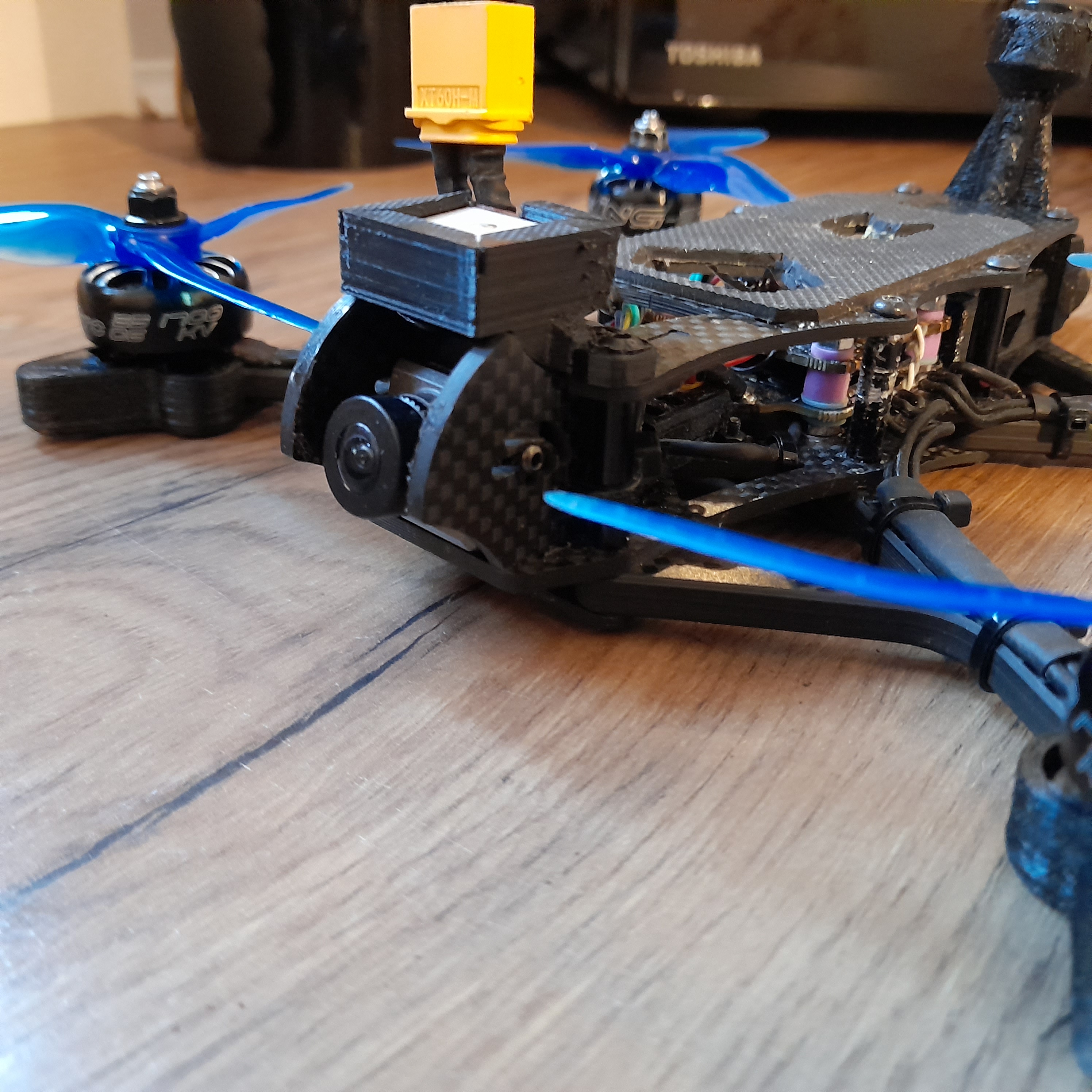 aos5 v2 walksnail gps mount by dg fpv | Download free STL model ...
