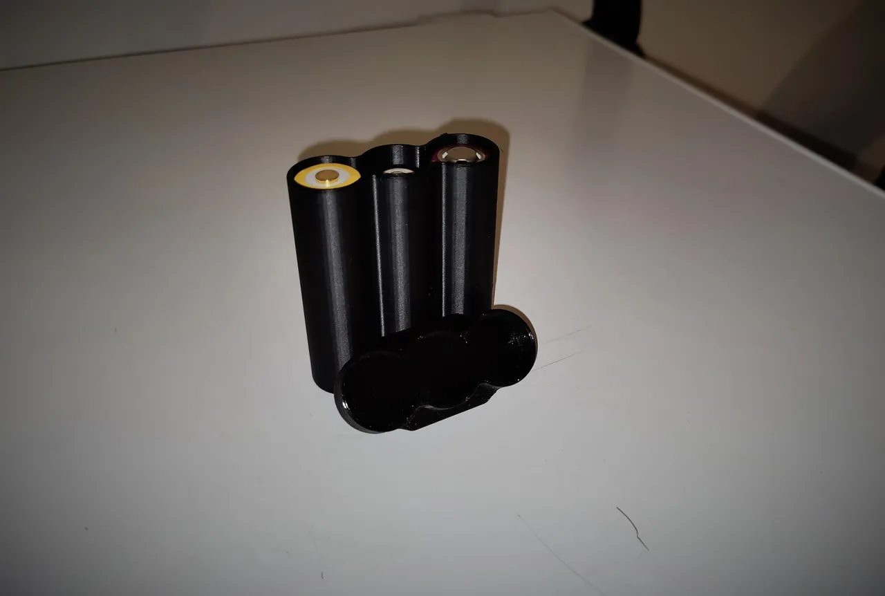 18650 Battery Case by Jonneha | Download free STL model | Printables.com