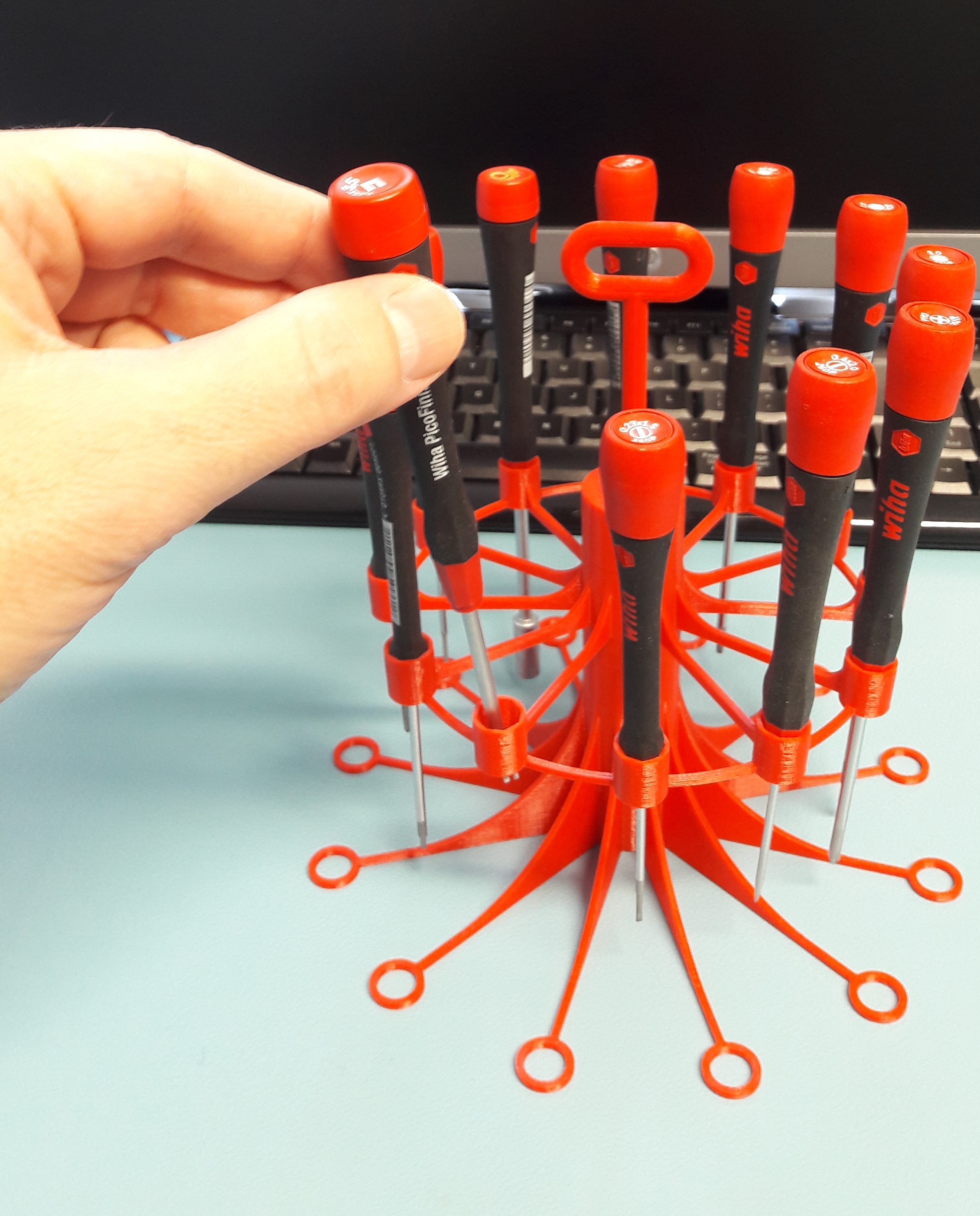 Screwdriver holder carousel Wiha by Fransiscus | Download free STL ...
