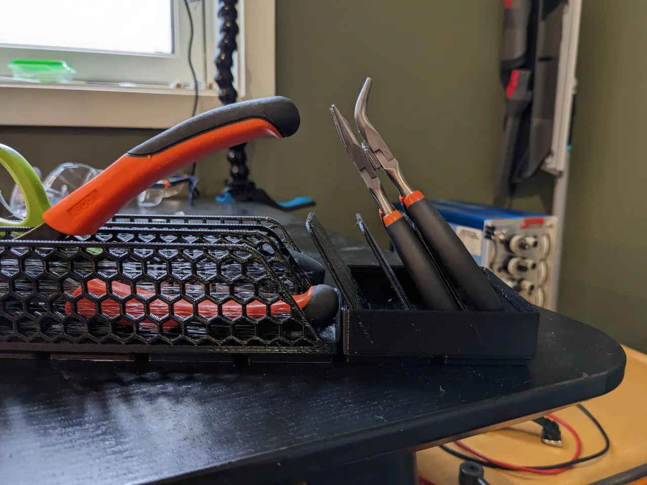 Gridfinity Wrench Plier Scissors Holder by petrepa | Download free STL ...