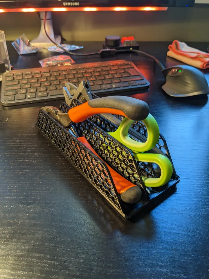 Gridfinity Wrench Plier Scissors Holder by petrepa | Download free STL ...