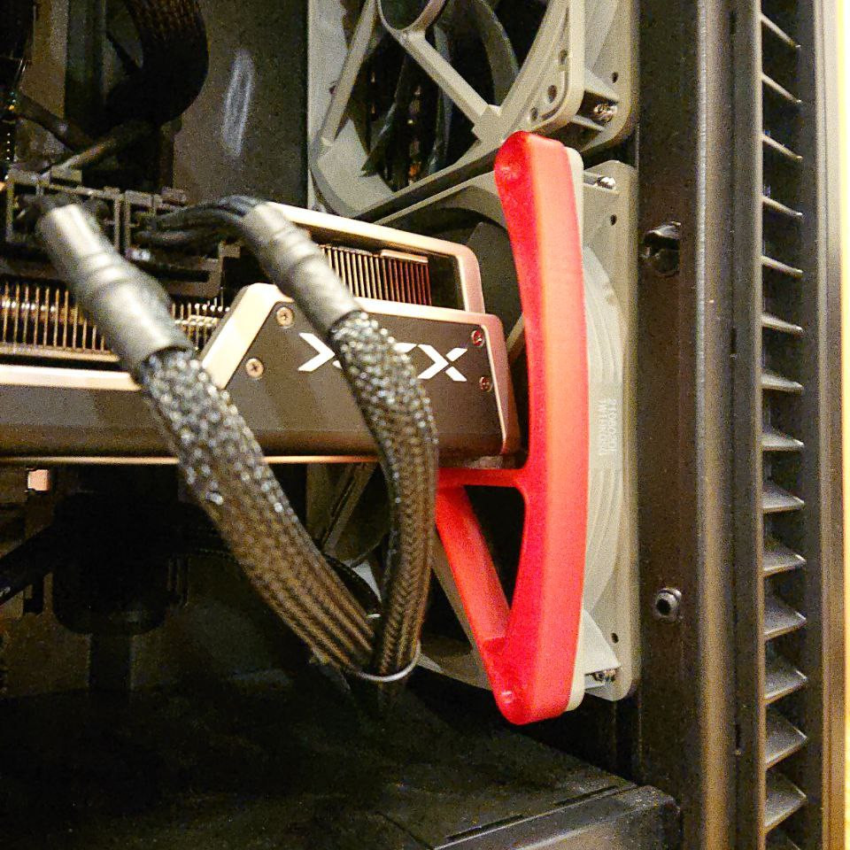 GPU support bracket mounted to 140mm fan by pumikachu | Download free ...