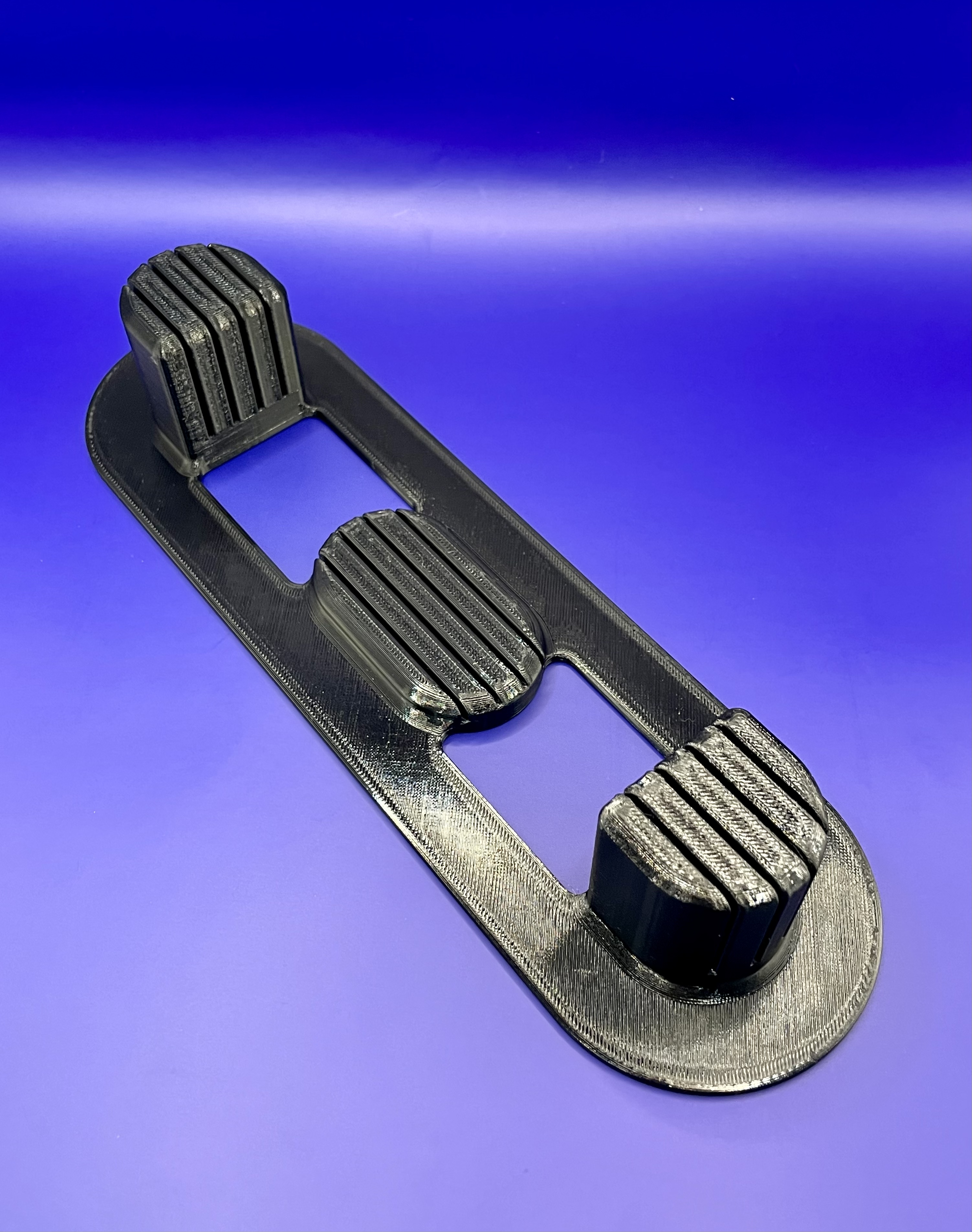 Bambu Lab steel sheet/bed plate holder par GuyH | Téléchargez ...