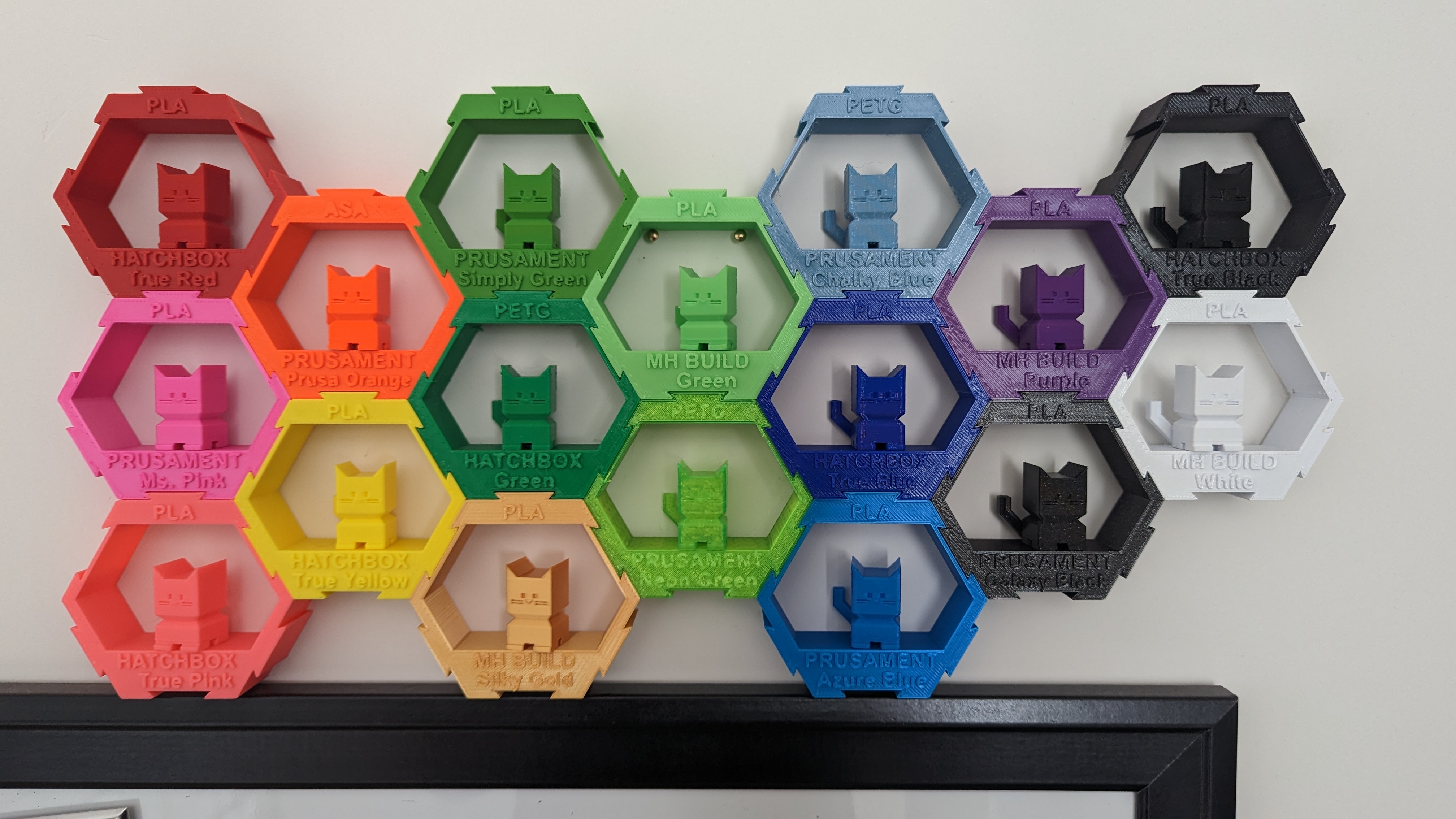 Hexagonal Interlocking Shelf by N757JB | Download free STL model ...