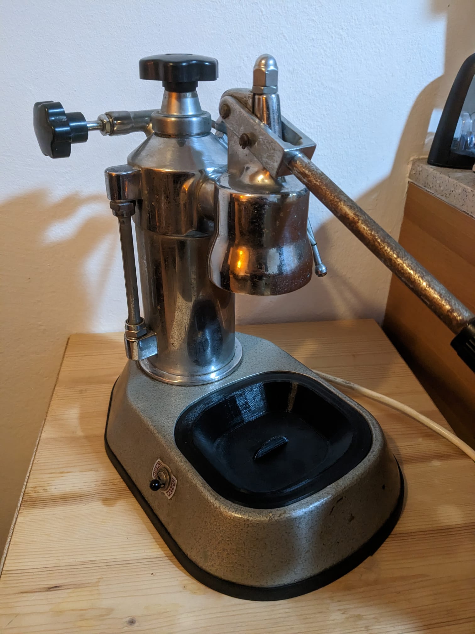 La Pavoni 1st gen drip tray by rolmos | Download free STL model ...