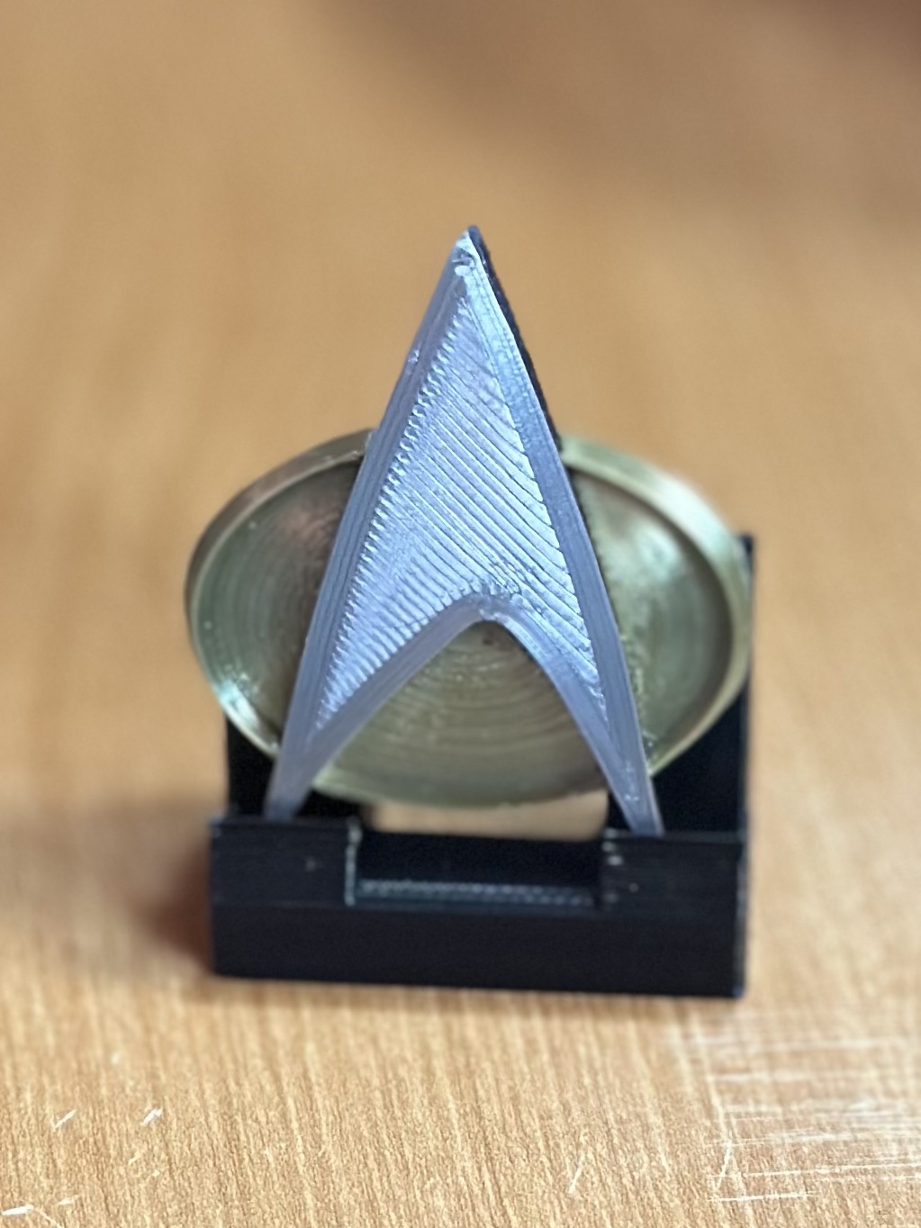 Remix of Obsessively Accurate TNG Starfleet Combadge V2 - 2360s by ...