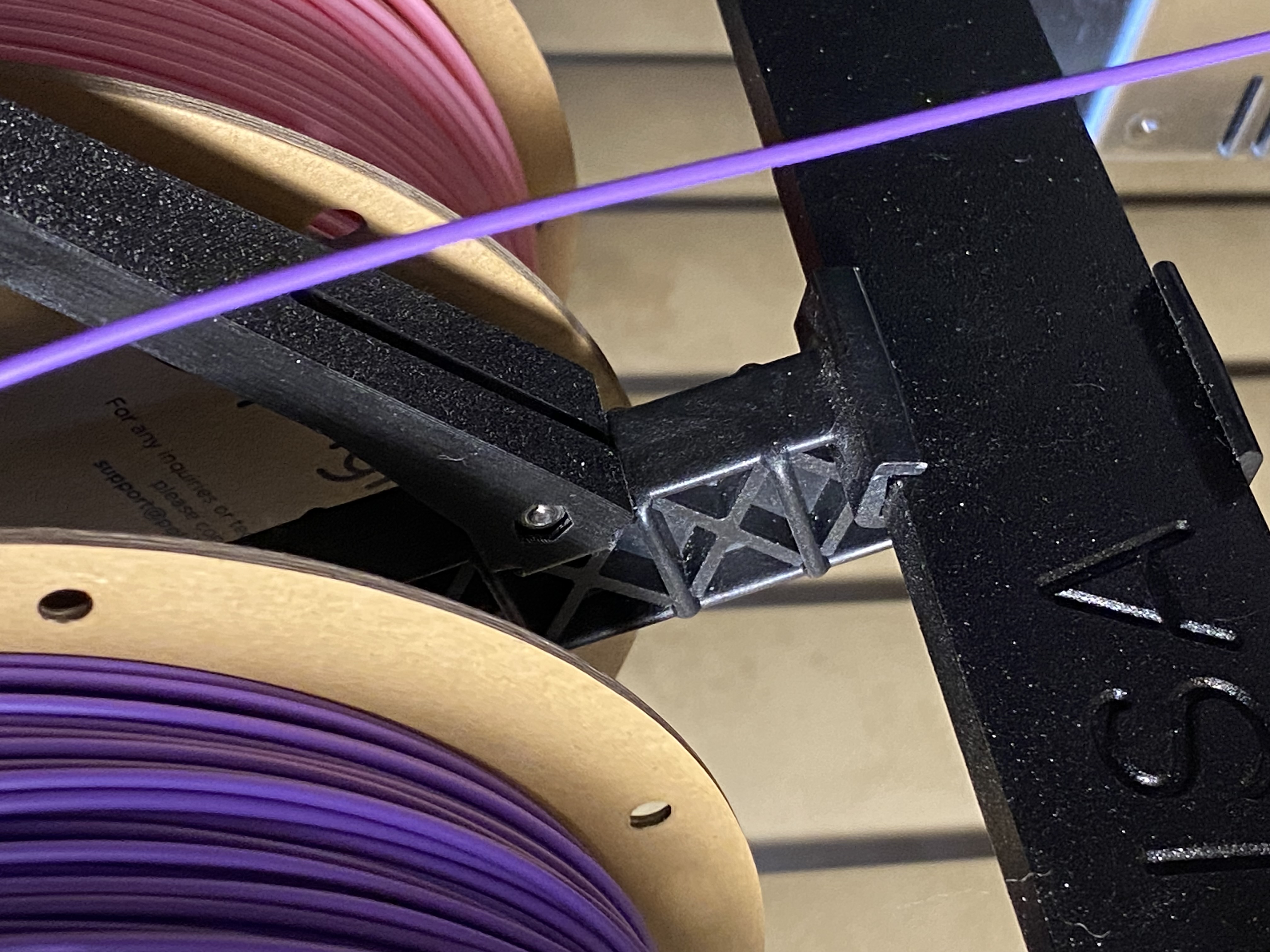 Filament Guide to mount low on the MK3/MK4 Spool Holder by Incendium87 ...