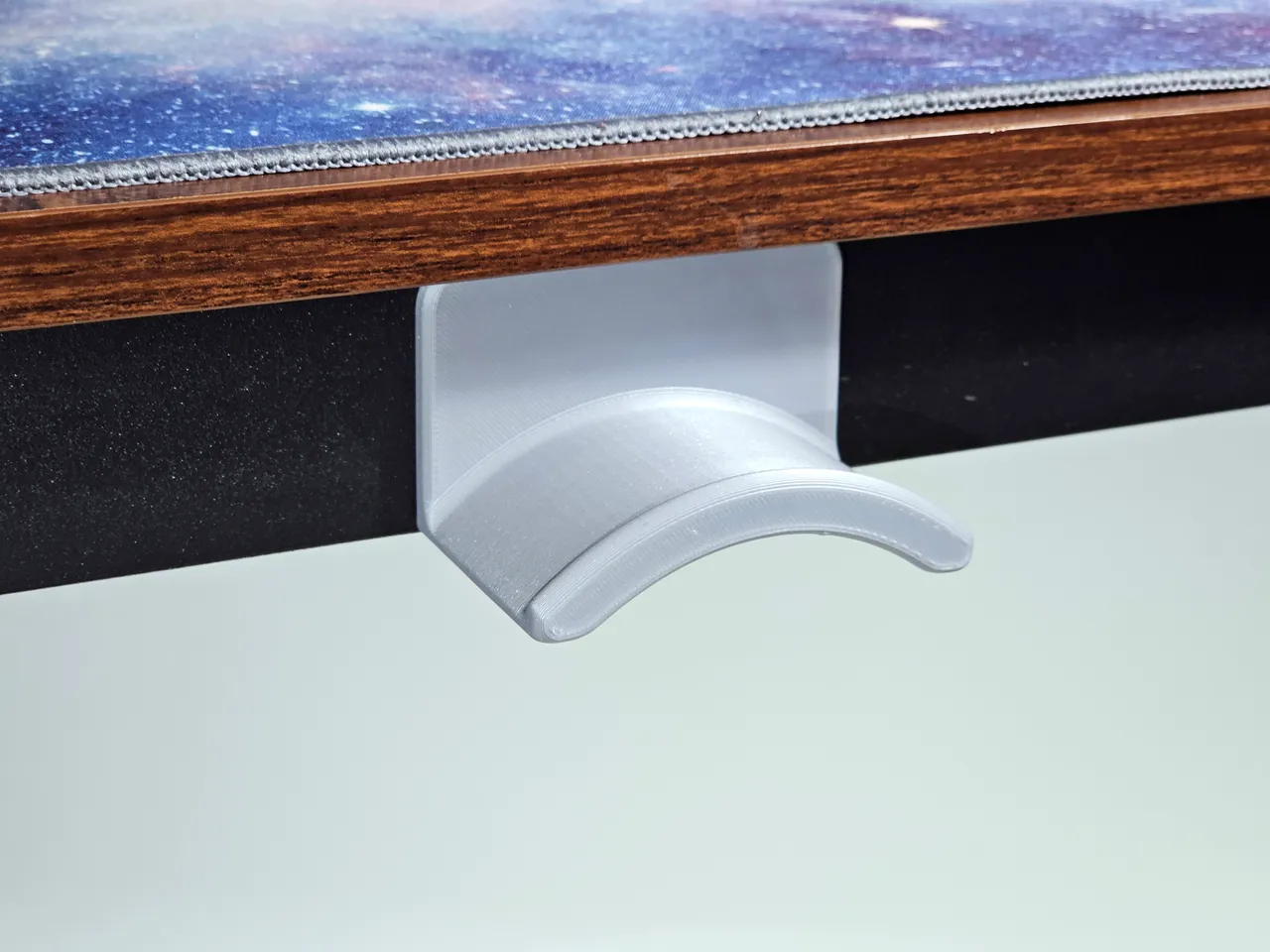 Magnetic Headphone Holder by Jacob Fogg | Download free STL model ...