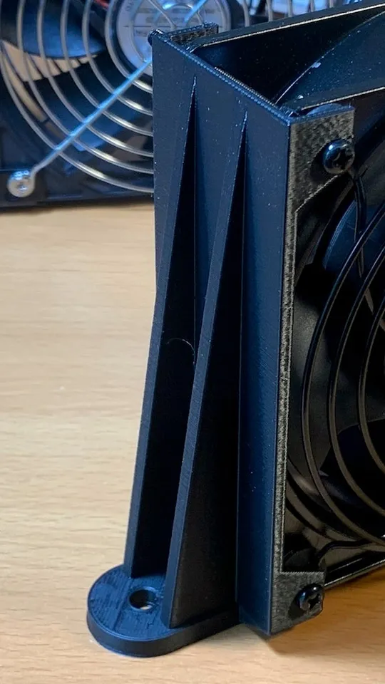 8020 Fan Mount for 120 mm fan - 43mm wide by NotLikeALeafOnTheWind ...