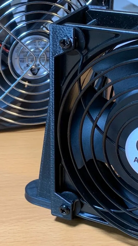 8020 Fan Mount for 120 mm fan - 43mm wide by NotLikeALeafOnTheWind ...