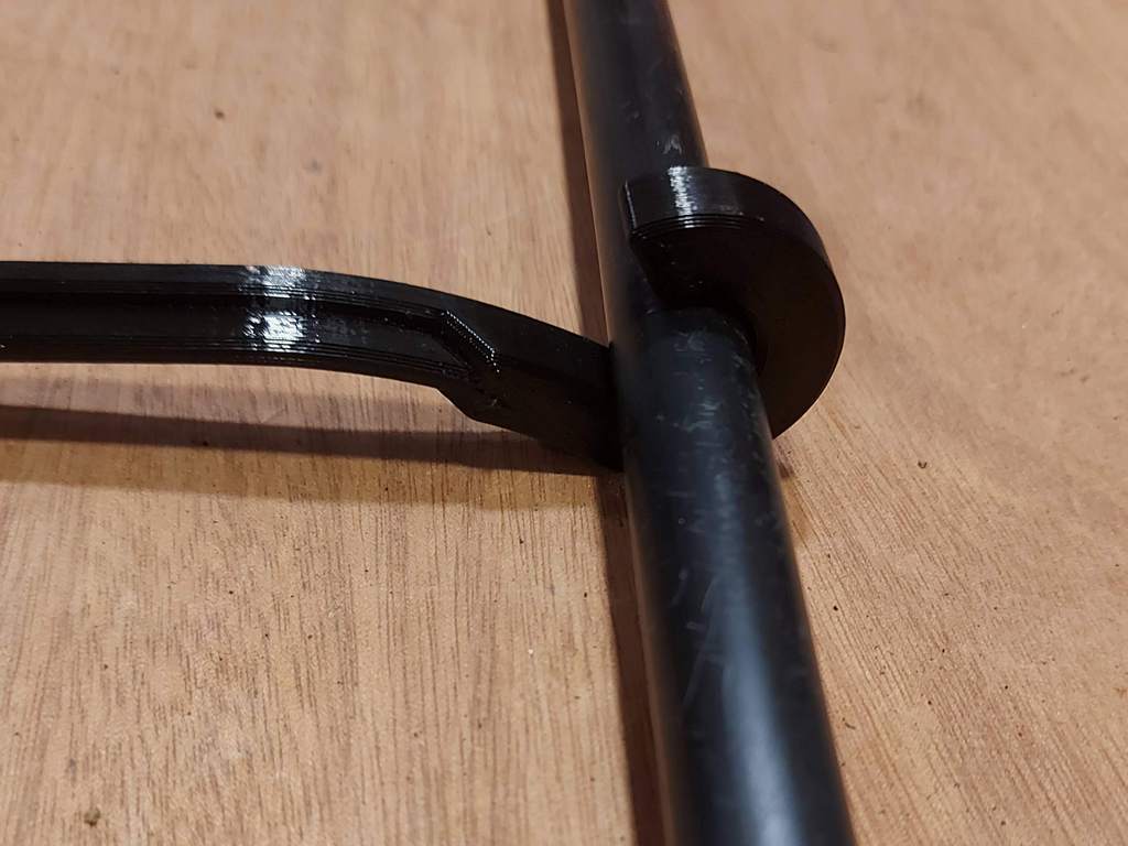 1/2 and 3/16 drip irrigation holders for drip hoses by Debolestis ...