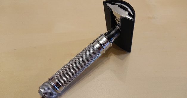 Edwin Jagger Safety Razor Cover by pumikachu | Download free STL model ...
