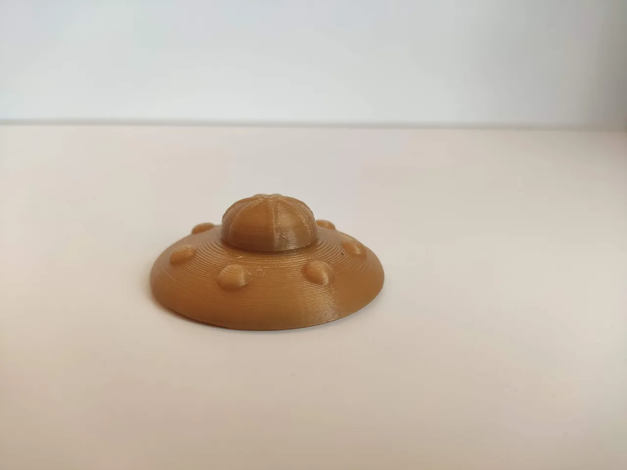 Magnetic UFO by Sevro | Download free STL model | Printables.com