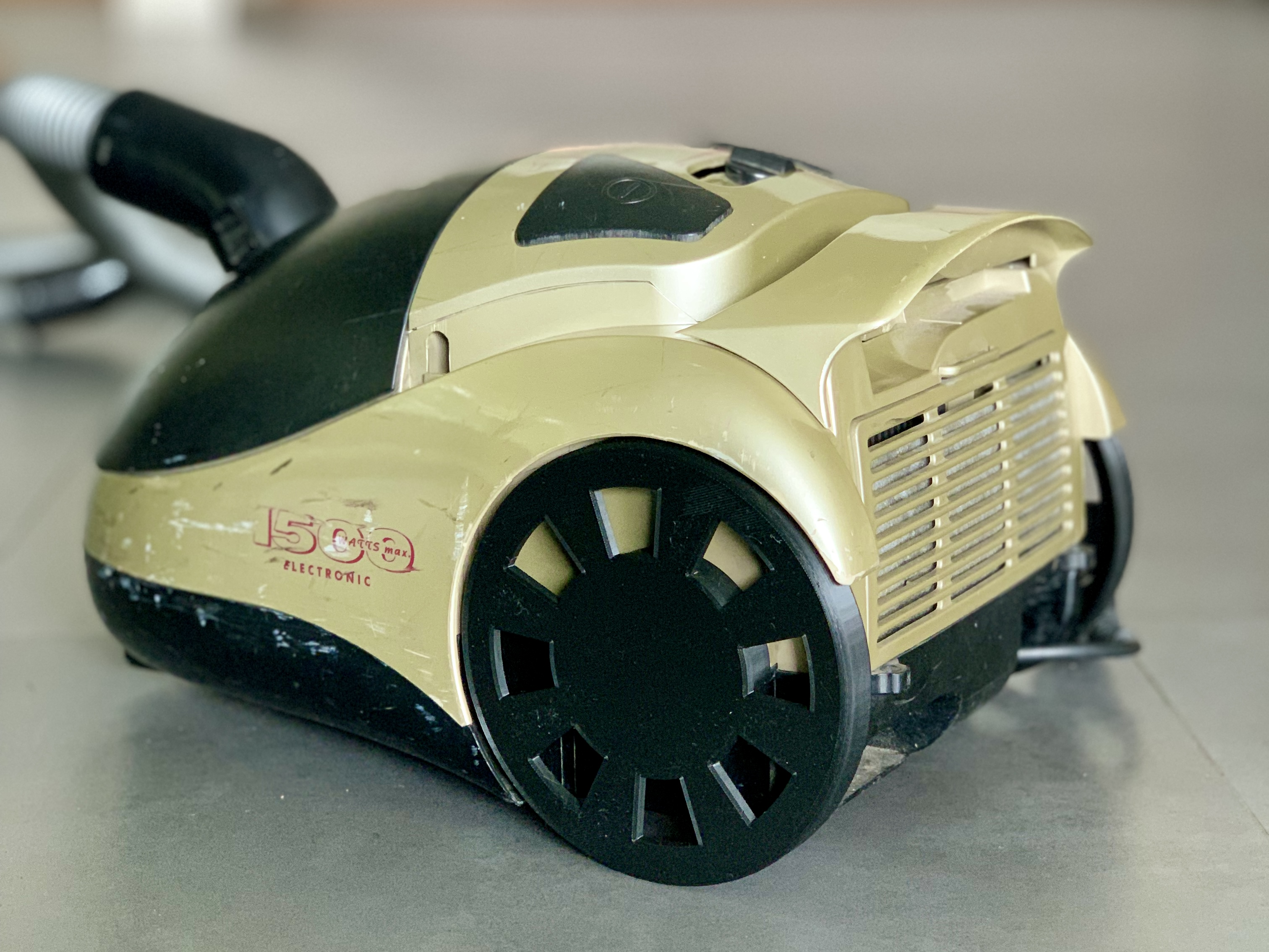 Wheel for Ufesa Mousy Argenta 1500W by Tr3Mix3D | Download free STL ...