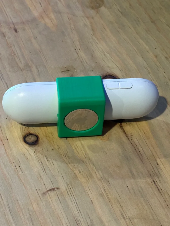 Google TV (Chromecast) remote control clip with Apple AirTag holder by ...