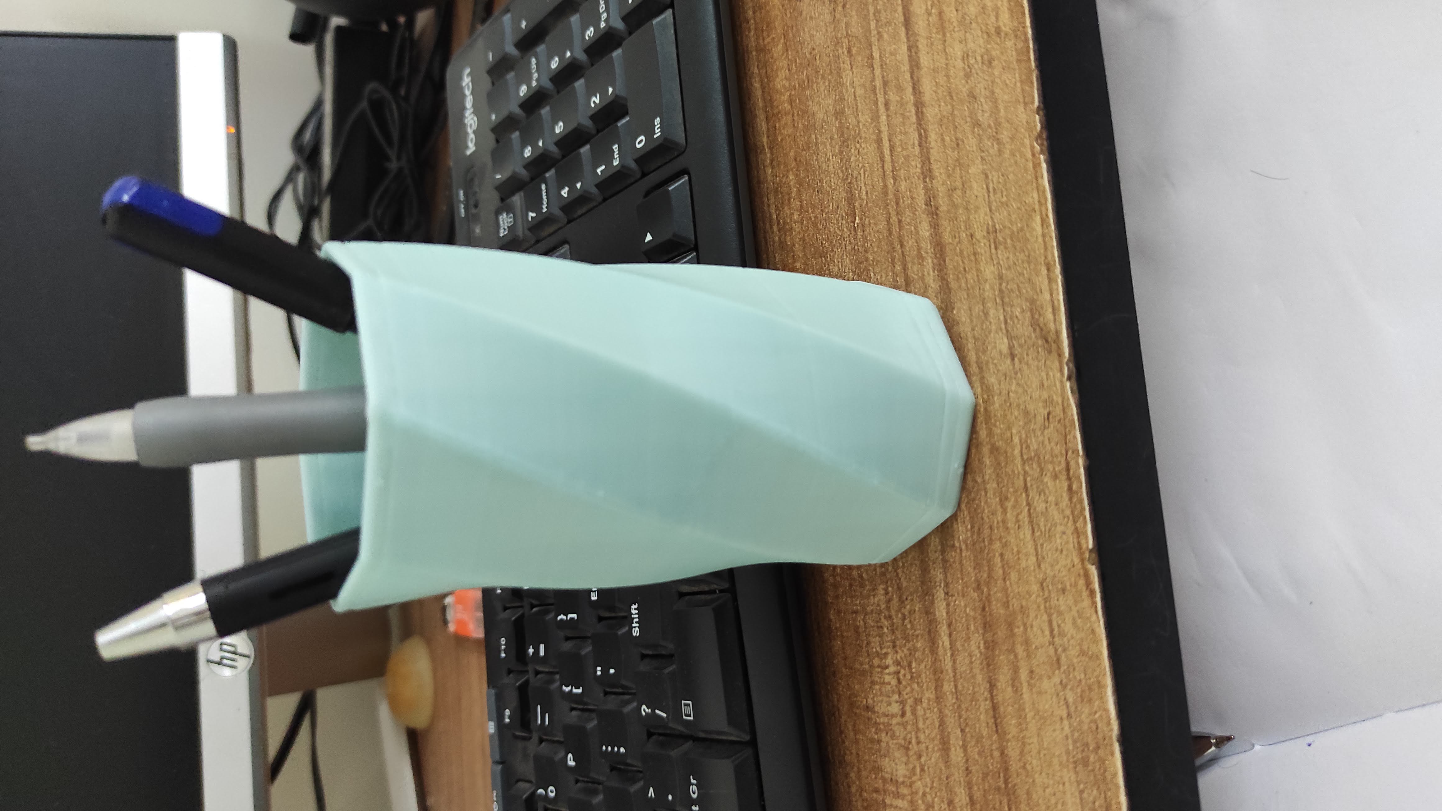 Spiral pen holder by CJ | Download free STL model | Printables.com