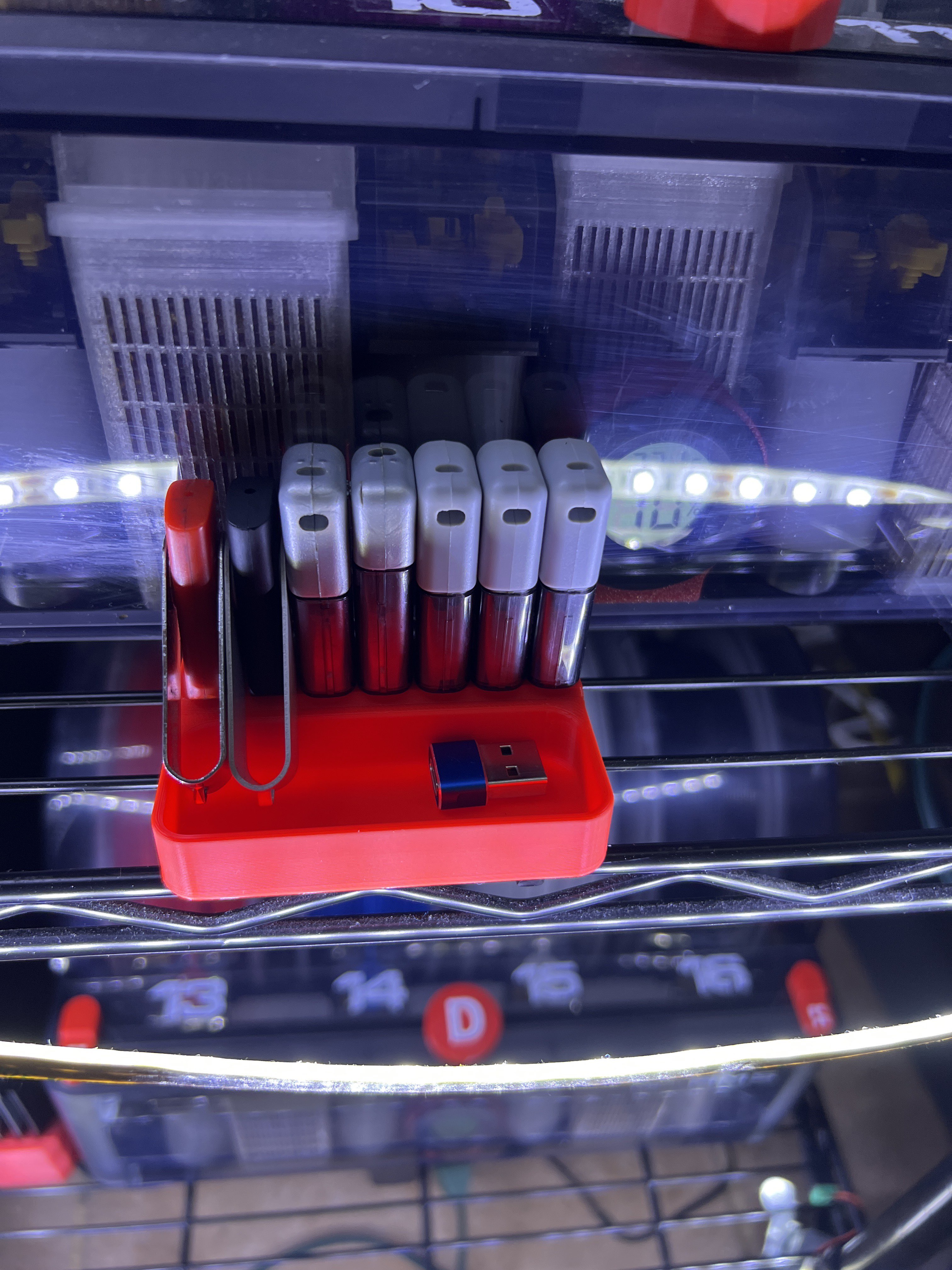 USB Holder with Tray 7 8 and 9 Slot by TheTexMech | Download free STL ...