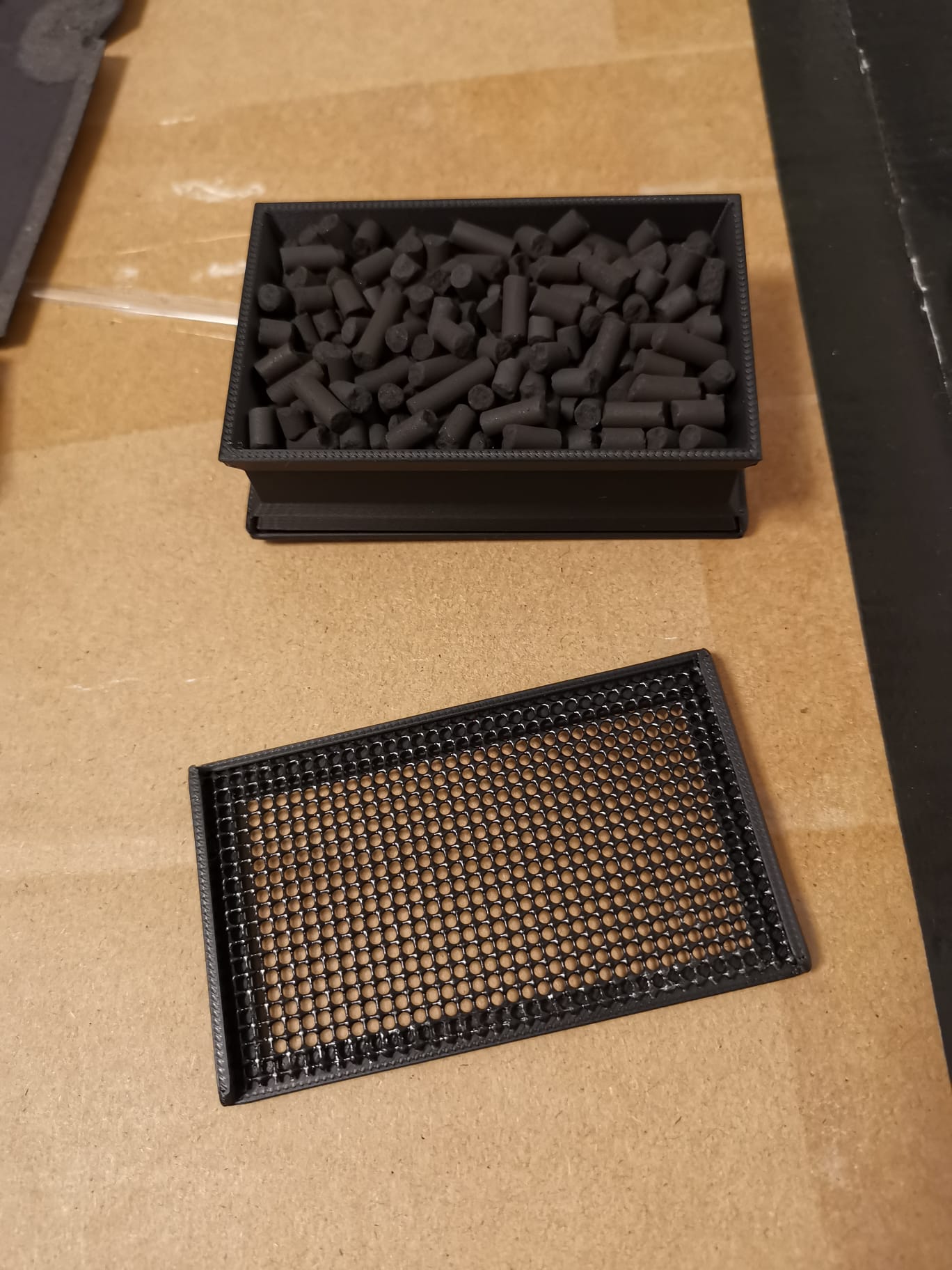 activated carbon filter package by R. Q. | Download free STL model ...