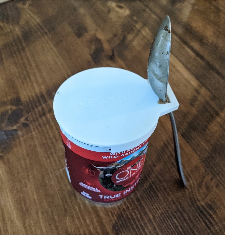 Snap-On Dog Food Lid (With Spoon Holster) v2 by engineererrant ...