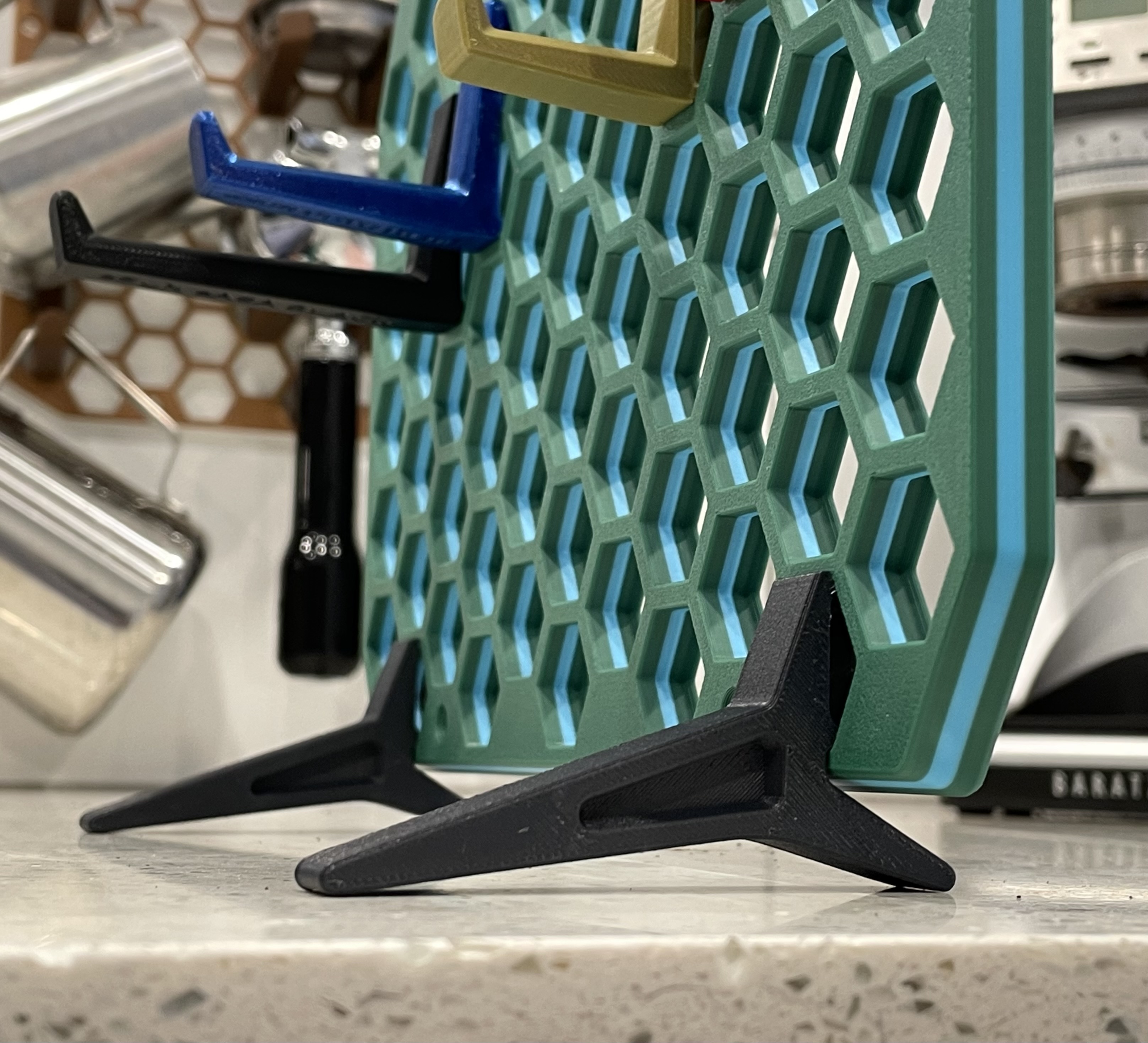 HSW Feet for Freestanding Walls - Honeycomb Storage Wall by KYZ Design ...