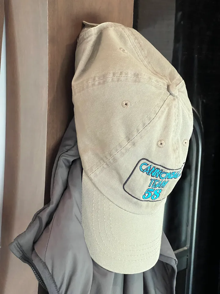 Slim Hat Hook with Hook by CeptoRider | Download free STL model ...