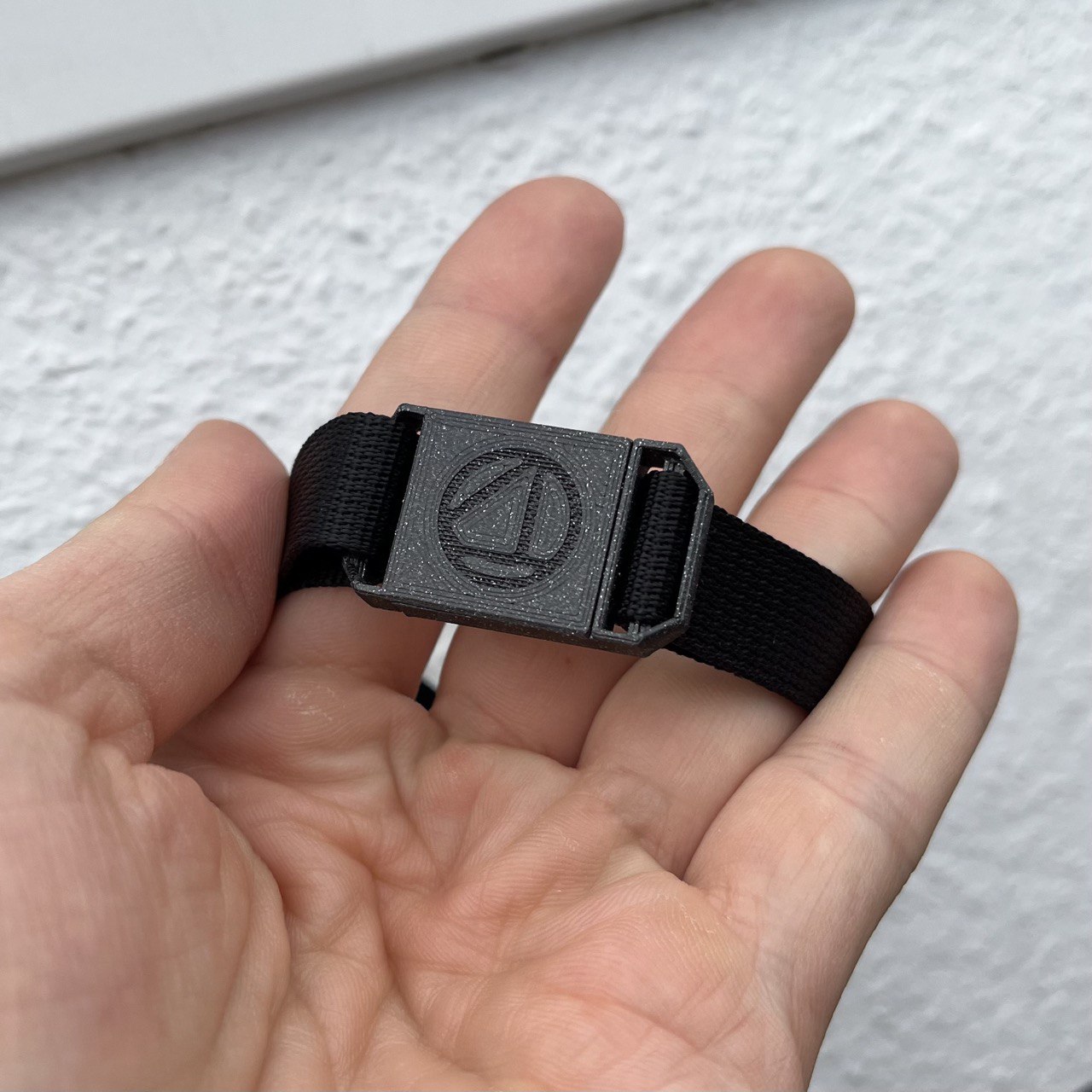 Tiny Magnetic Buckle by tiltman | Download free STL model | Printables.com