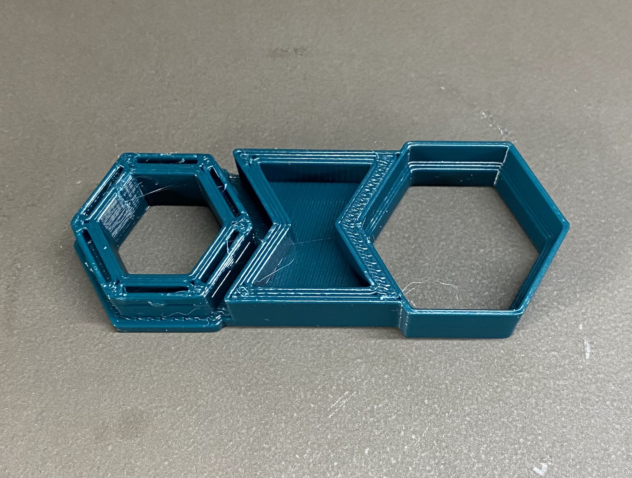 HoneyComb Wall - Single Hex Extender by SquareMesh | Download free STL ...