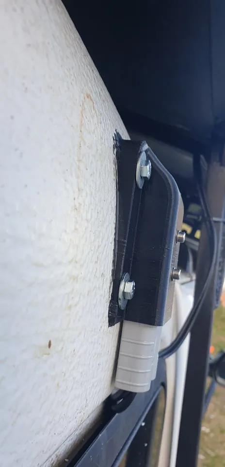 50A Anderson plug Curved mount cover by Kern_Knight | Download free STL ...