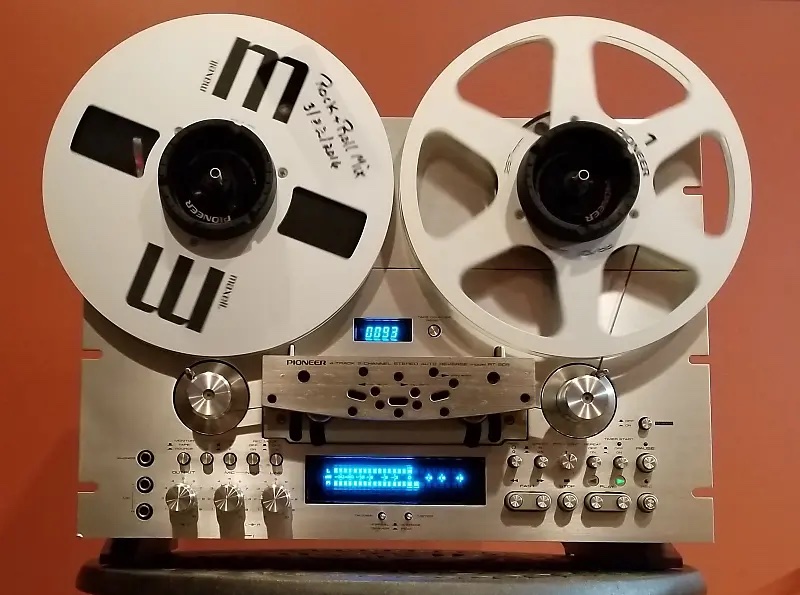 Replacement feet for Pioneer RT 909 reel-to-reel recorder by kozmickid | Download free STL model ...