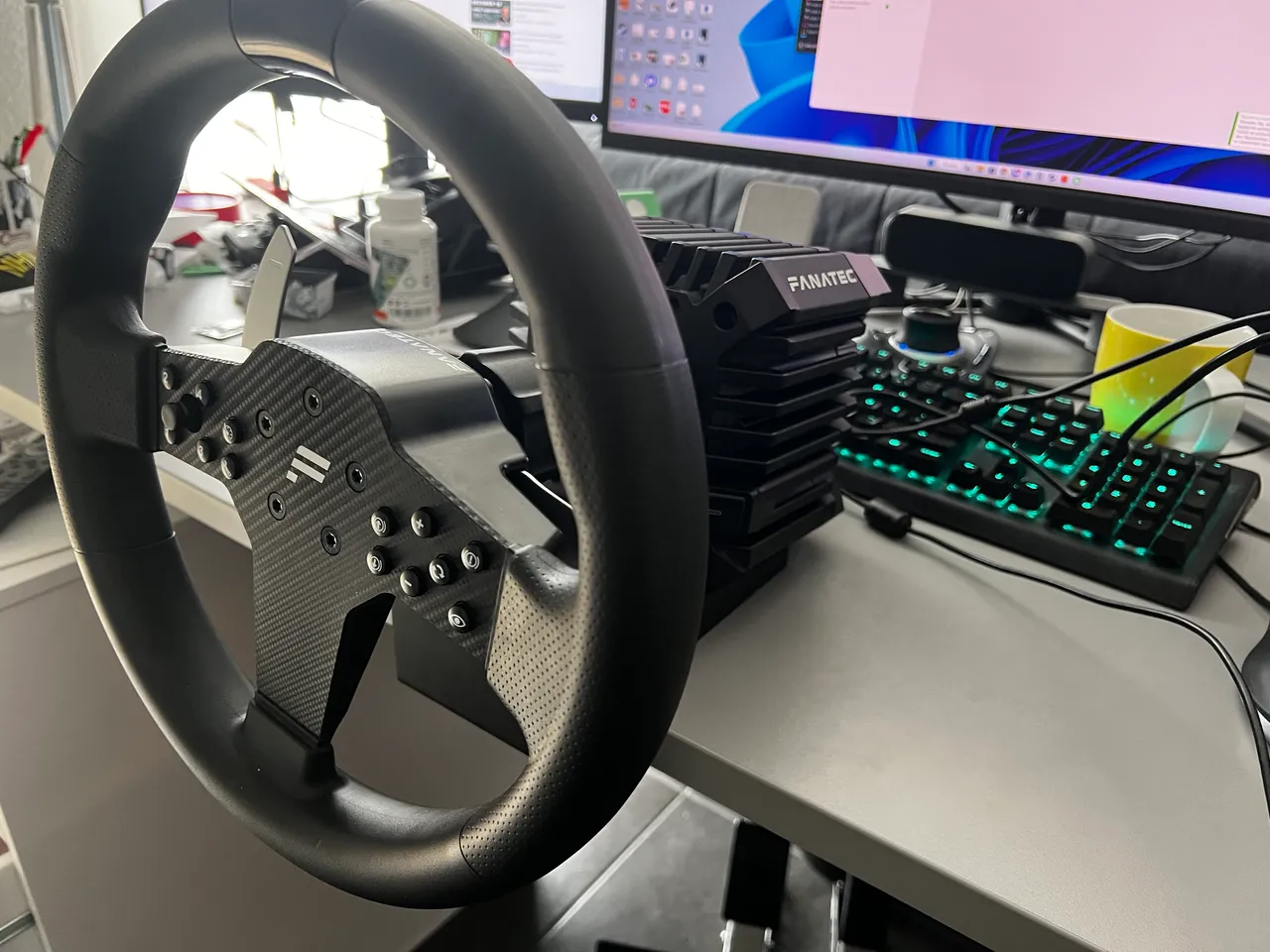FANATEC DD Wheelbase table mount holder by tonitom | Download free STL ...