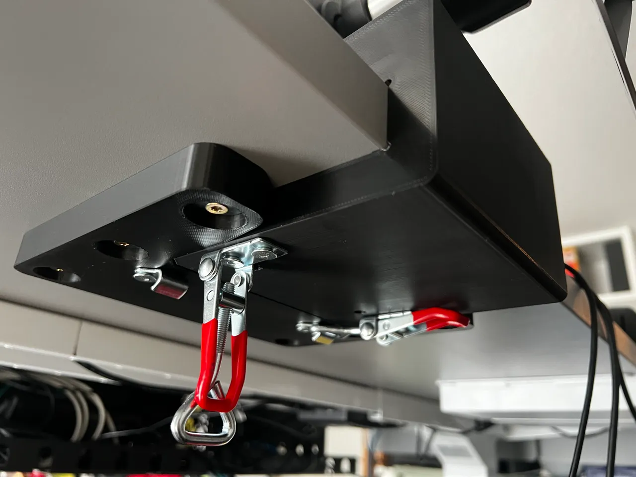 FANATEC DD Wheelbase table mount holder by tonitom | Download free STL ...