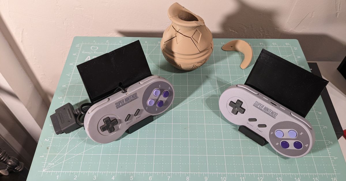 SNES Controller Display Shelf by masterHman | Download free STL model ...