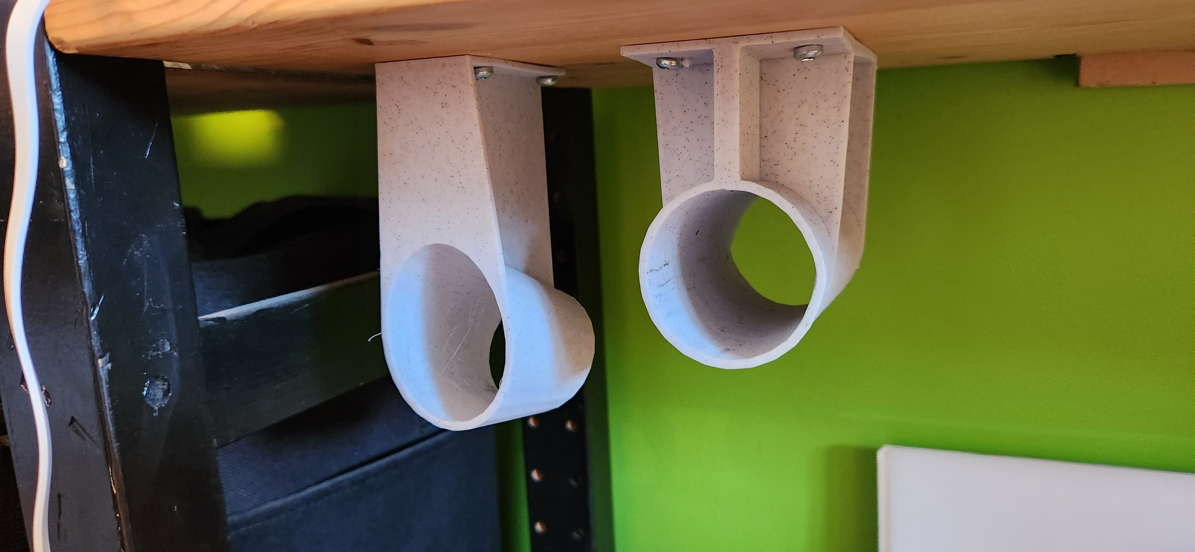 Under Desk Support for Hot Glue Gun by Zeroshin | Download free STL ...