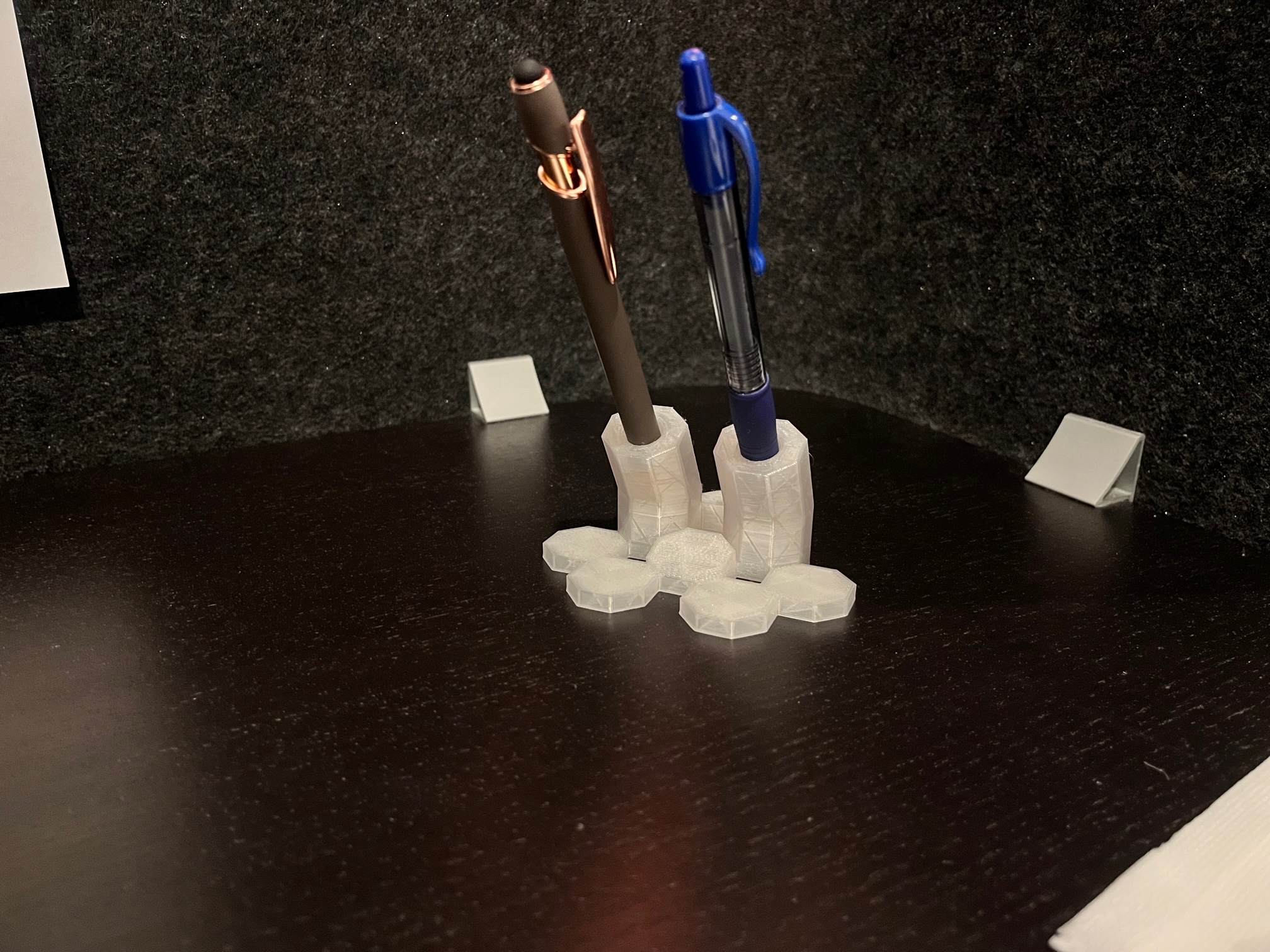 Low Poly Pen Holder by Ubiquities | Download free STL model ...