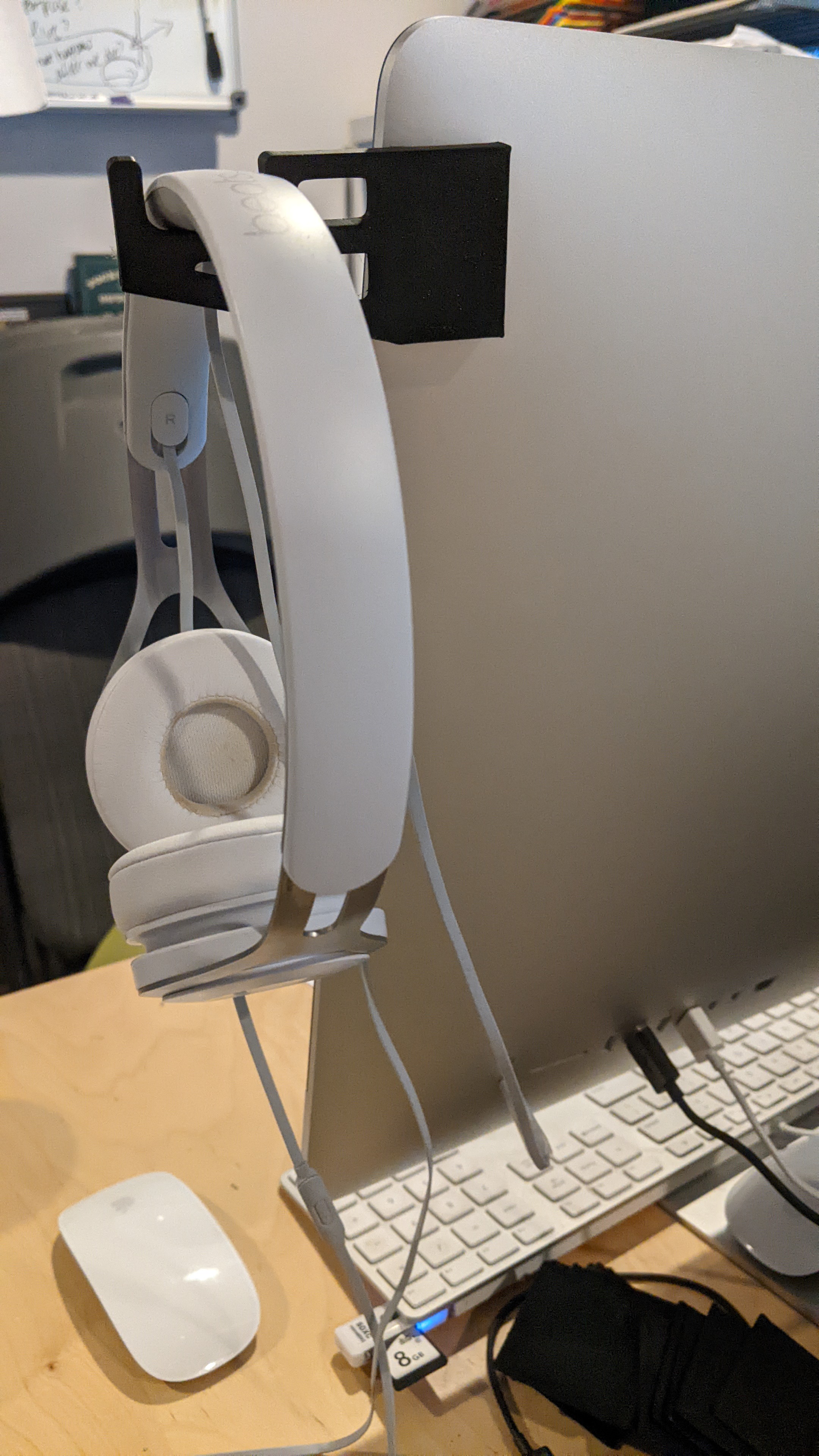 iMac computer monitor headphone hook by JMatlock | Download free STL ... iMac computer monitor headphone hook by JMatlock | Download free STL ...