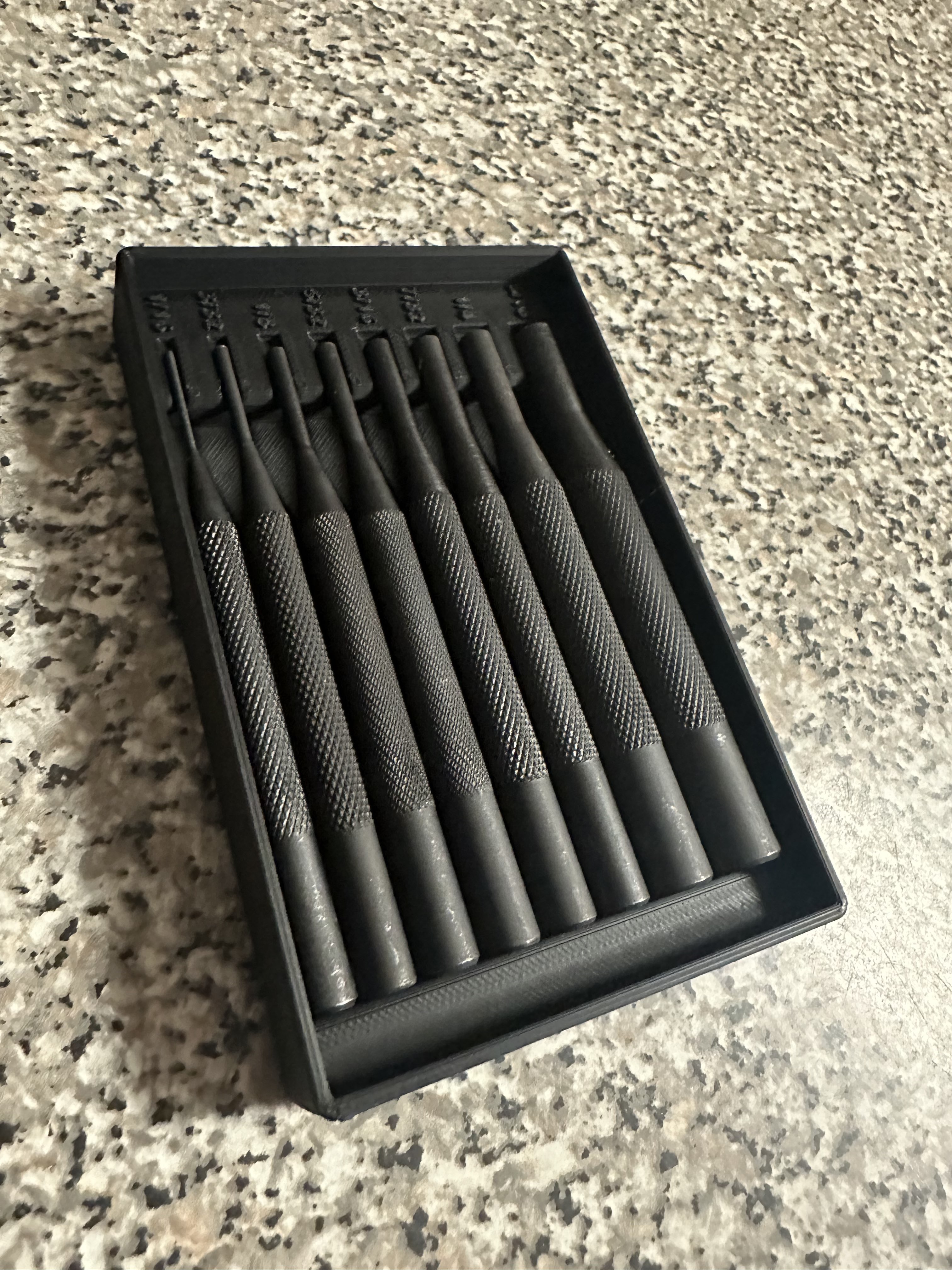 Harbor Freight 8 Pin Punch Set Tray by maikol1 | Download free STL ...