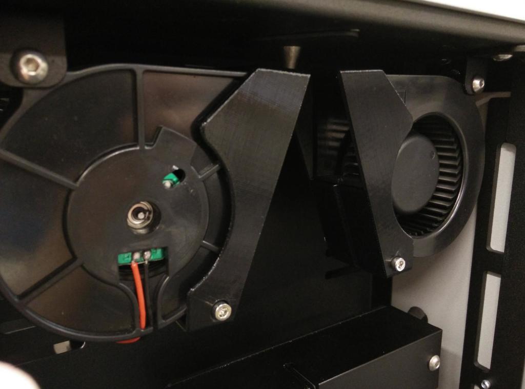 3devo Extruder 75mm Blower Fan Shroud by hnzxdv | Download free STL ...