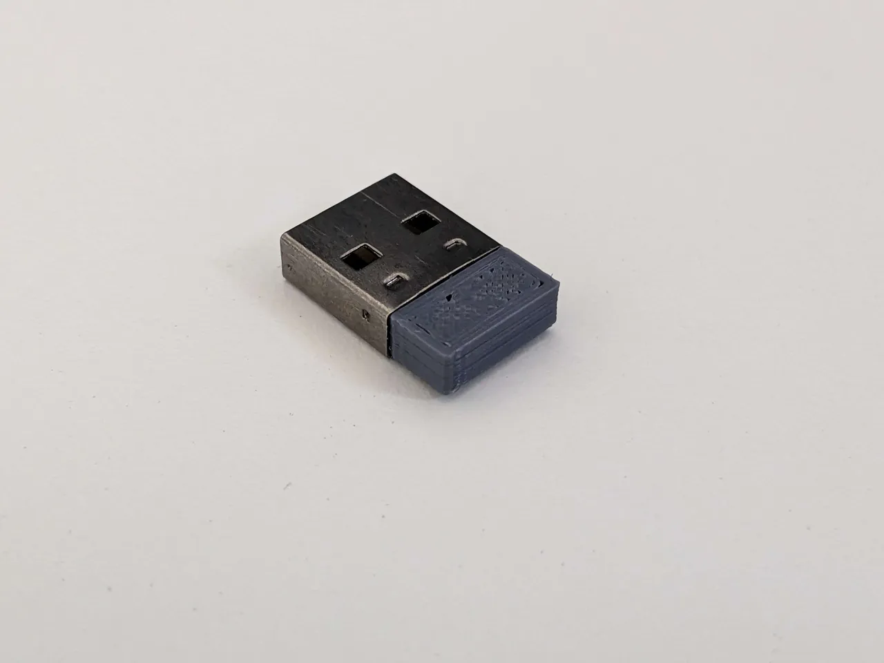 Razer 2.4ghz dongle shroud replacement (Works on the Basilisk X ...