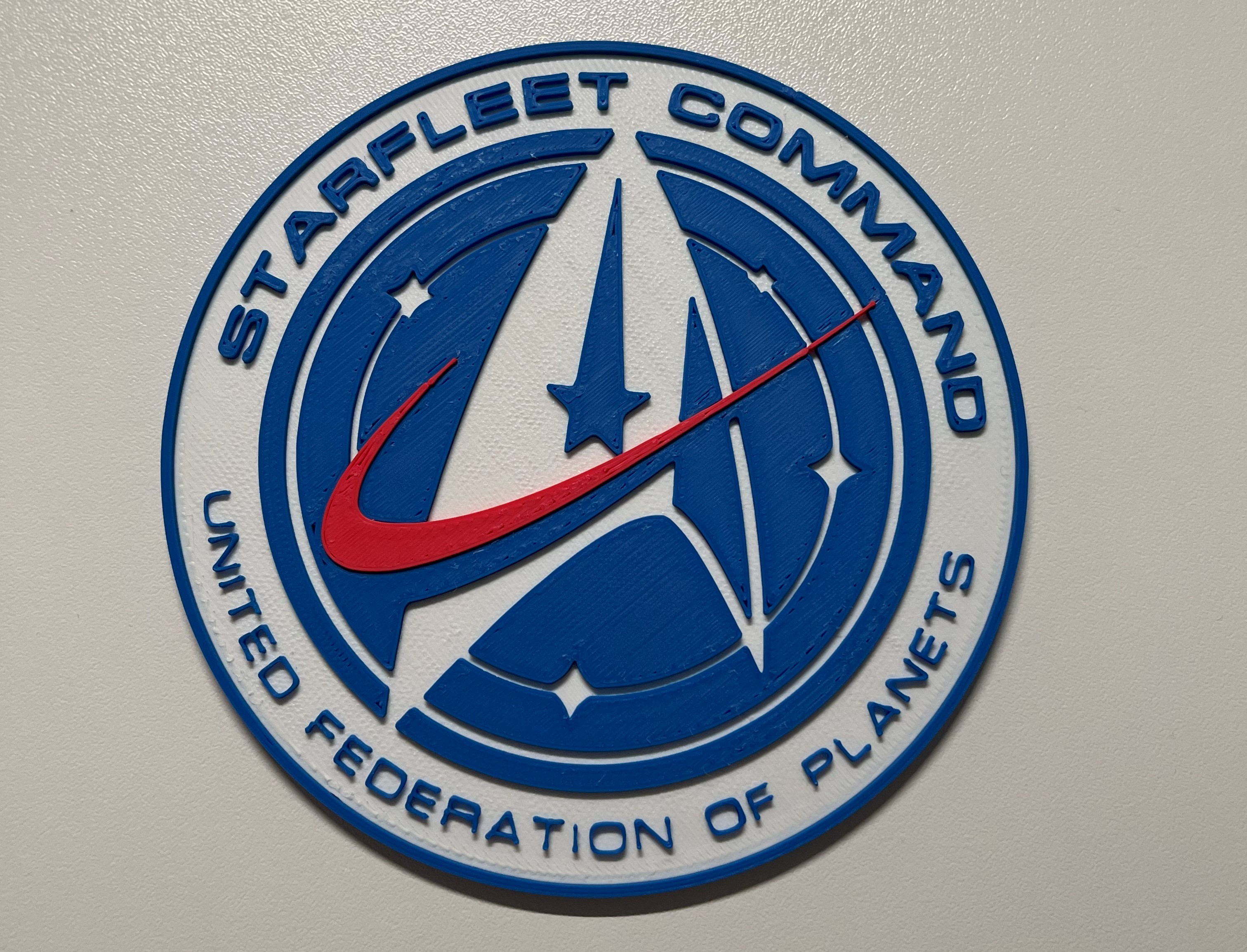 Multicolor Starfleet Command Badge von Kiloler | Kostenloses STL-Modell herunterladen ...
