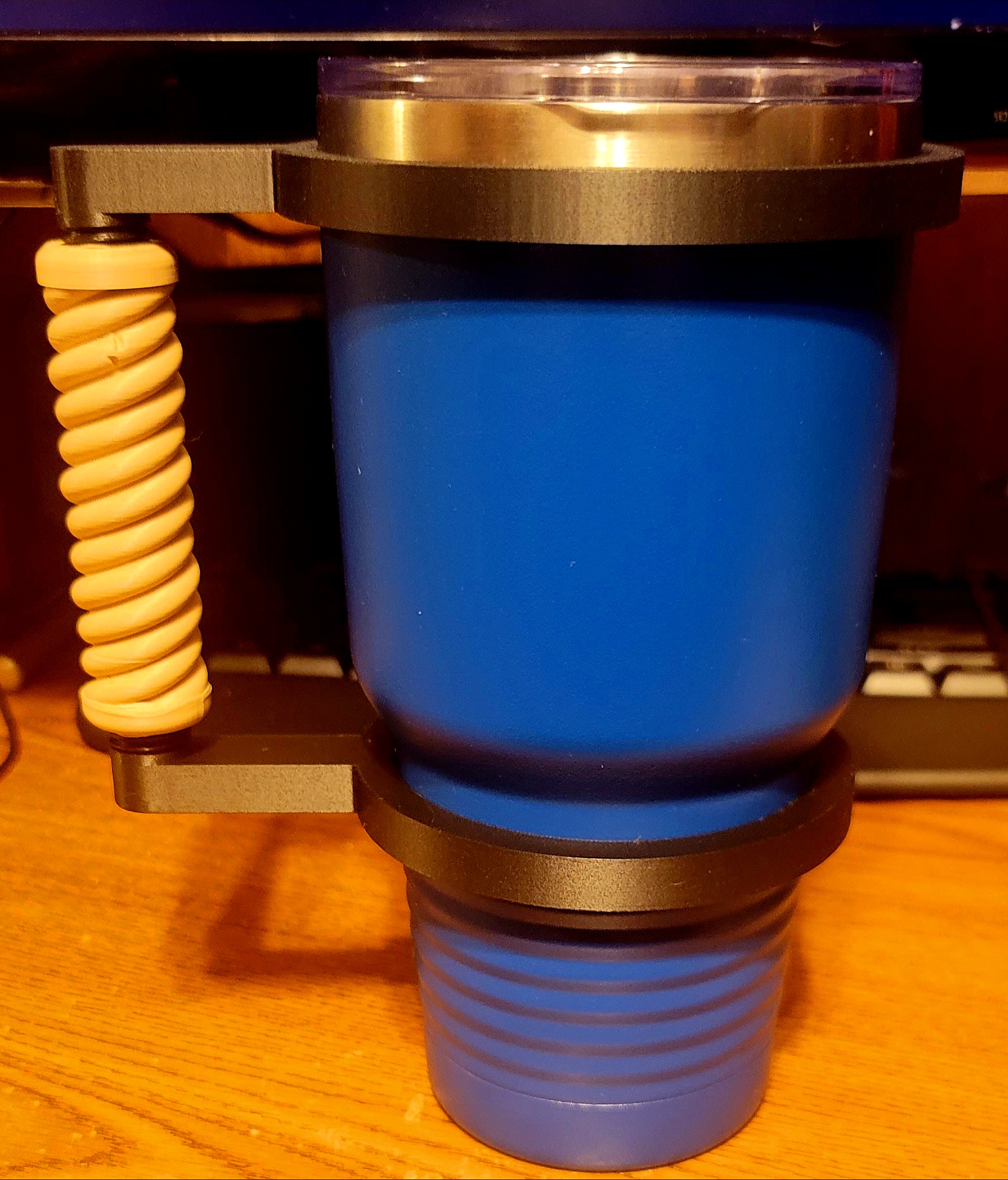 Yeti 30oz Rope Handle / Holder by CoznKaos | Download free STL model ...