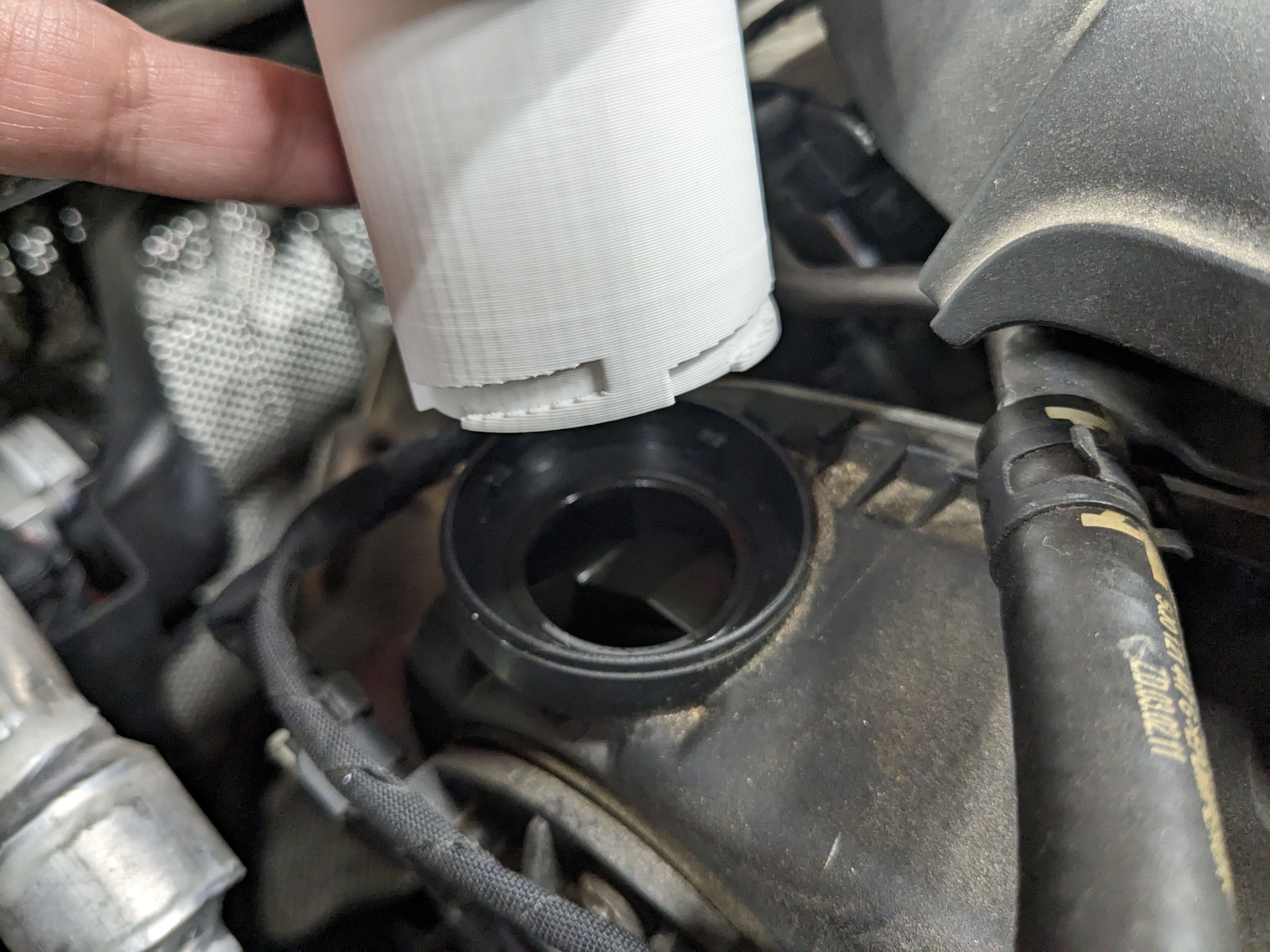 VW twist lock oil funnel by Grant | Download free STL model ...