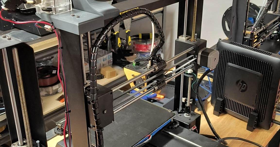 Anycubic Mega Spool & Extruder Top Mount by AlmightyFireFly | Download ...