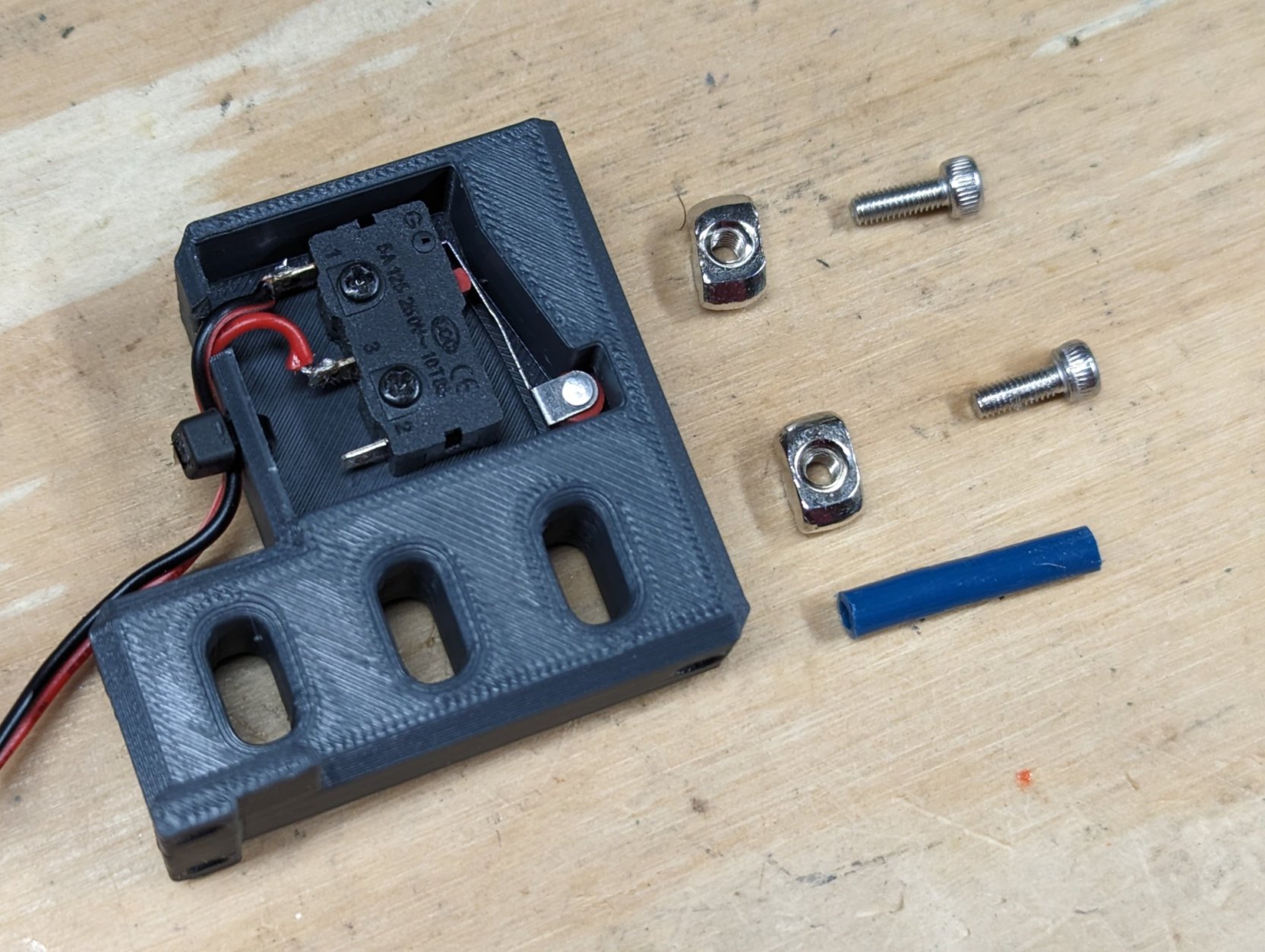 Top Mount Filament Runout Sensor for Voron V2/Trident by Jeff ...