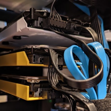 Fractal Design Define R6 disk tray by blunaowl | Download free STL ...